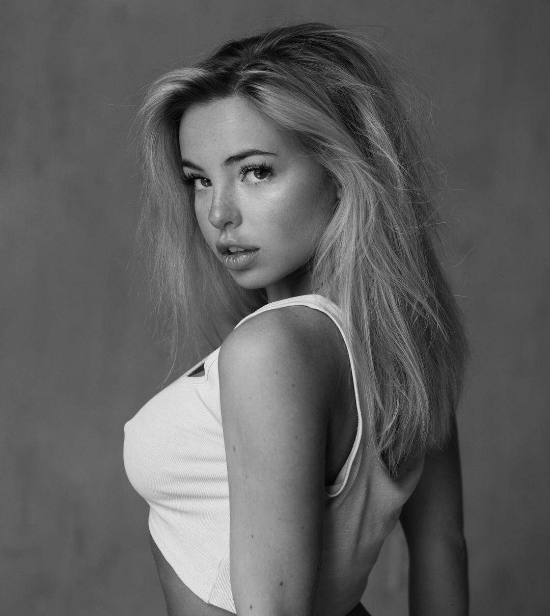 Emma Kotos | Scrolller