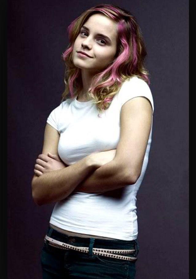 Emma Watson | Scrolller