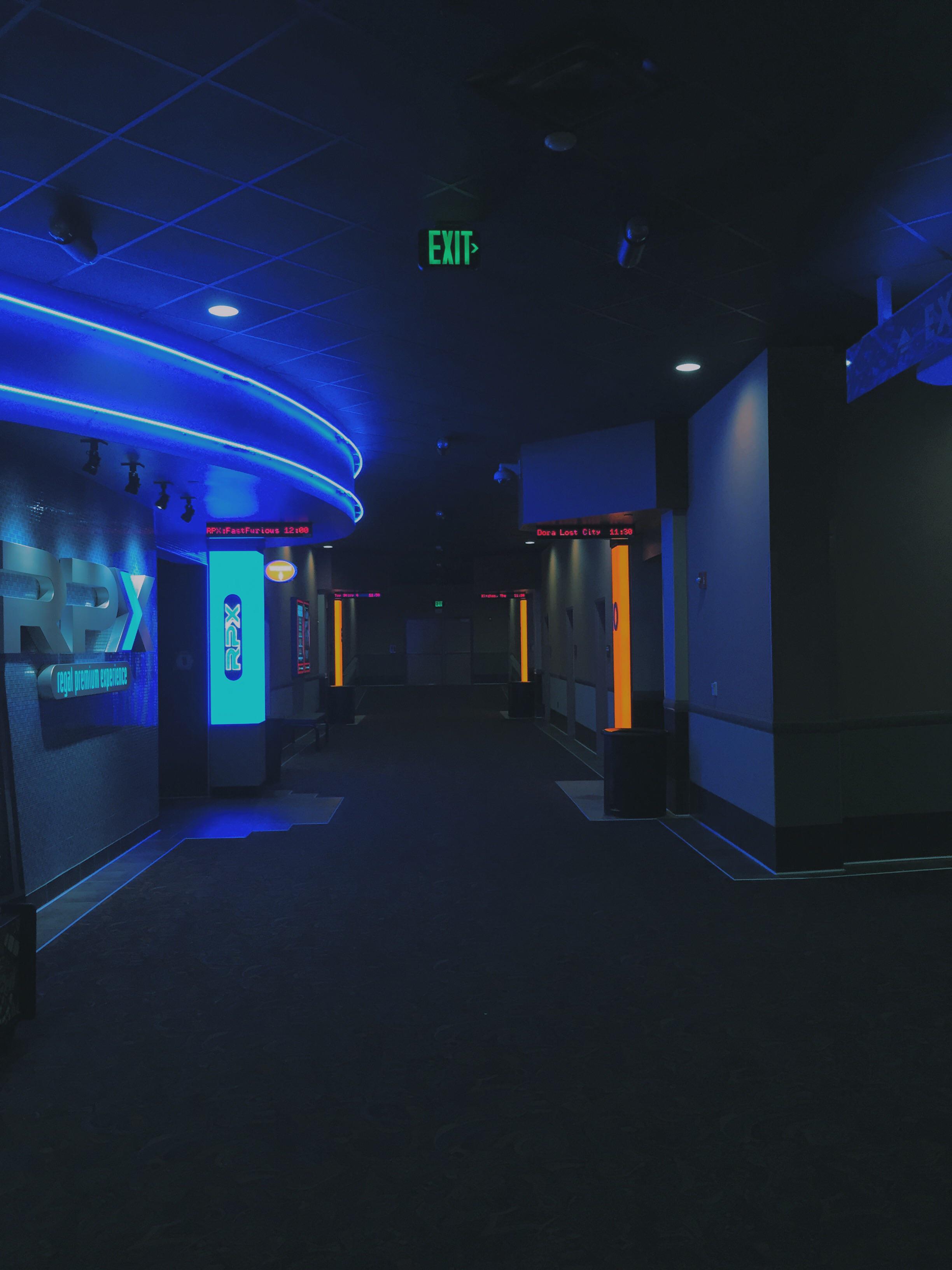 Empty Cinema | Scrolller