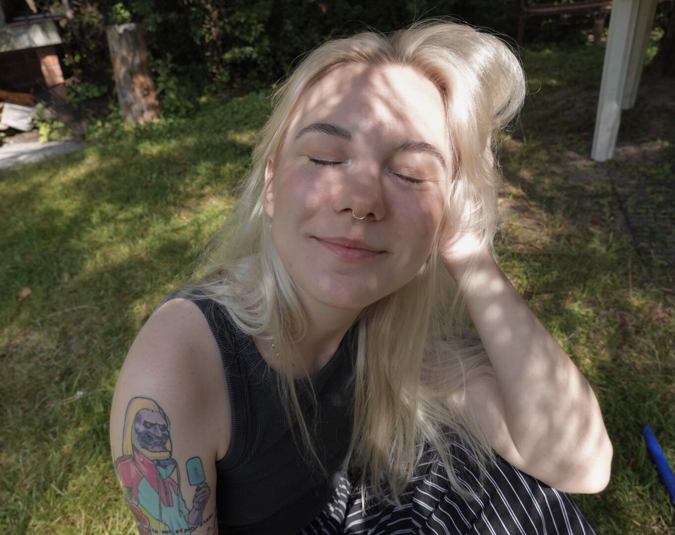 Enjoy🧡 f[25] | Scrolller