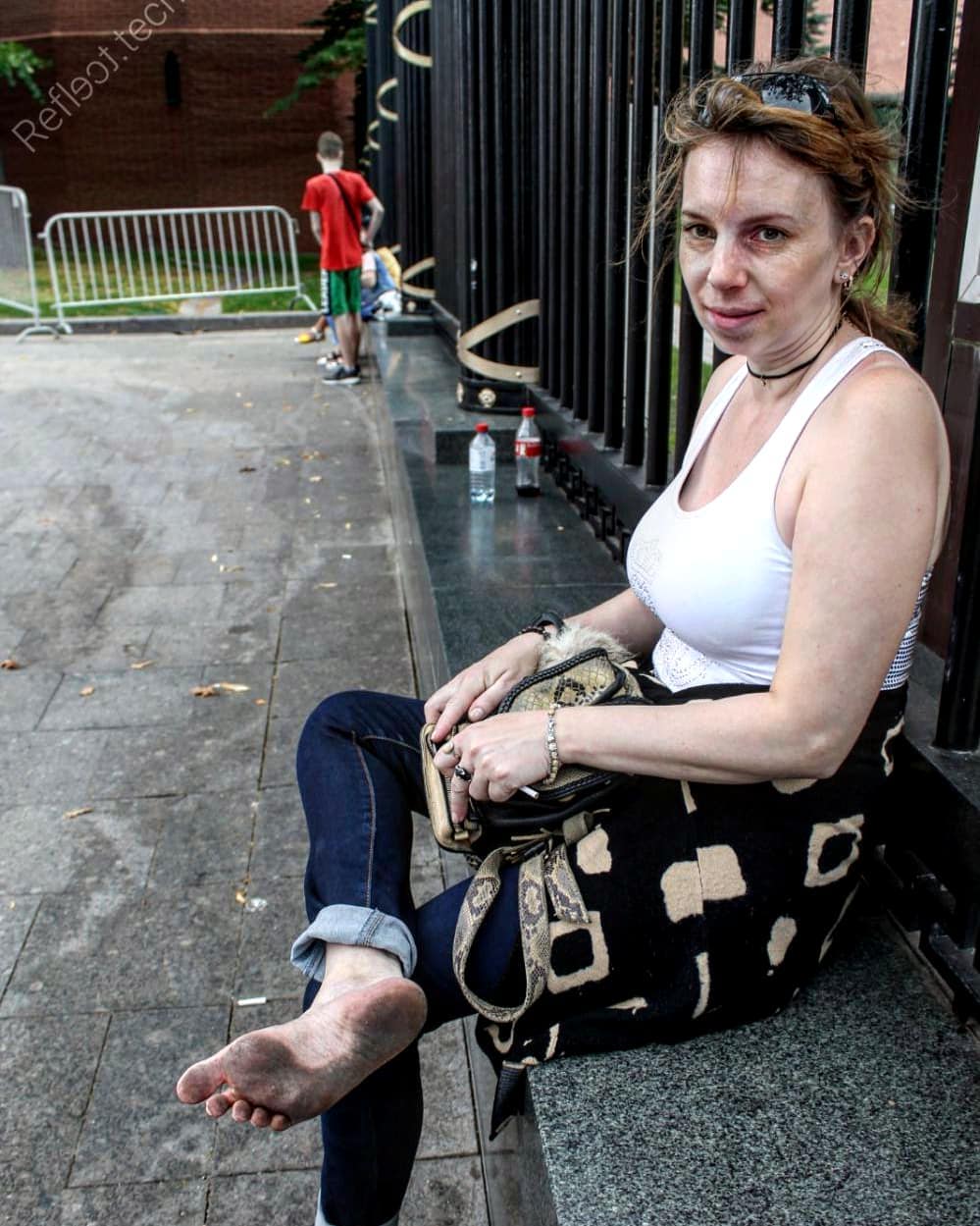 Enjoying my barefoot life | Scrolller