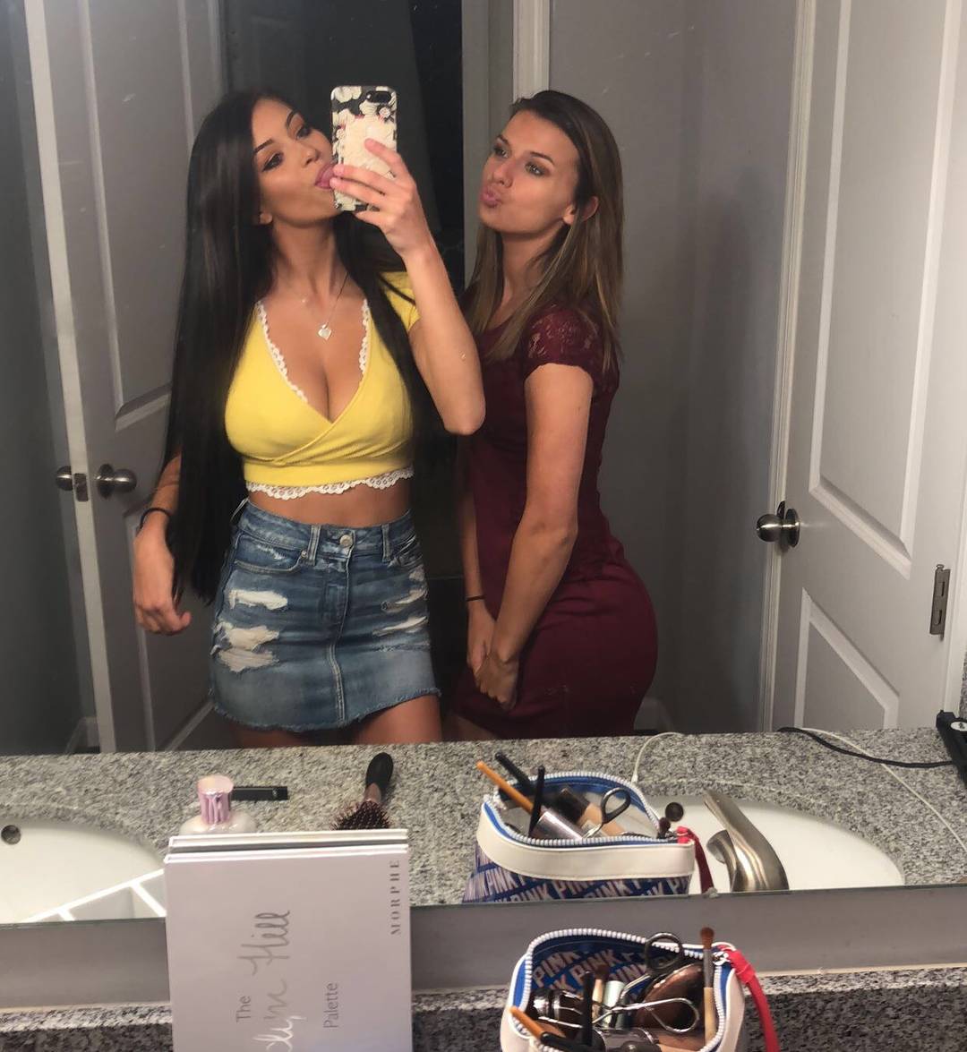 Envious duck face | Scrolller