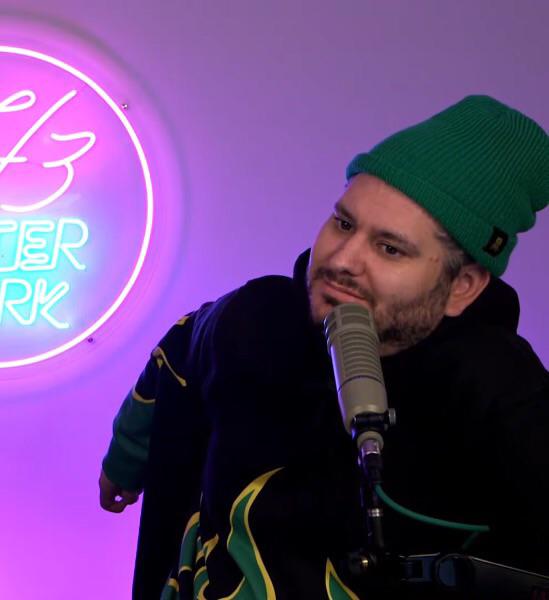 Ethan from H3H3 and his tiny arm | Scrolller