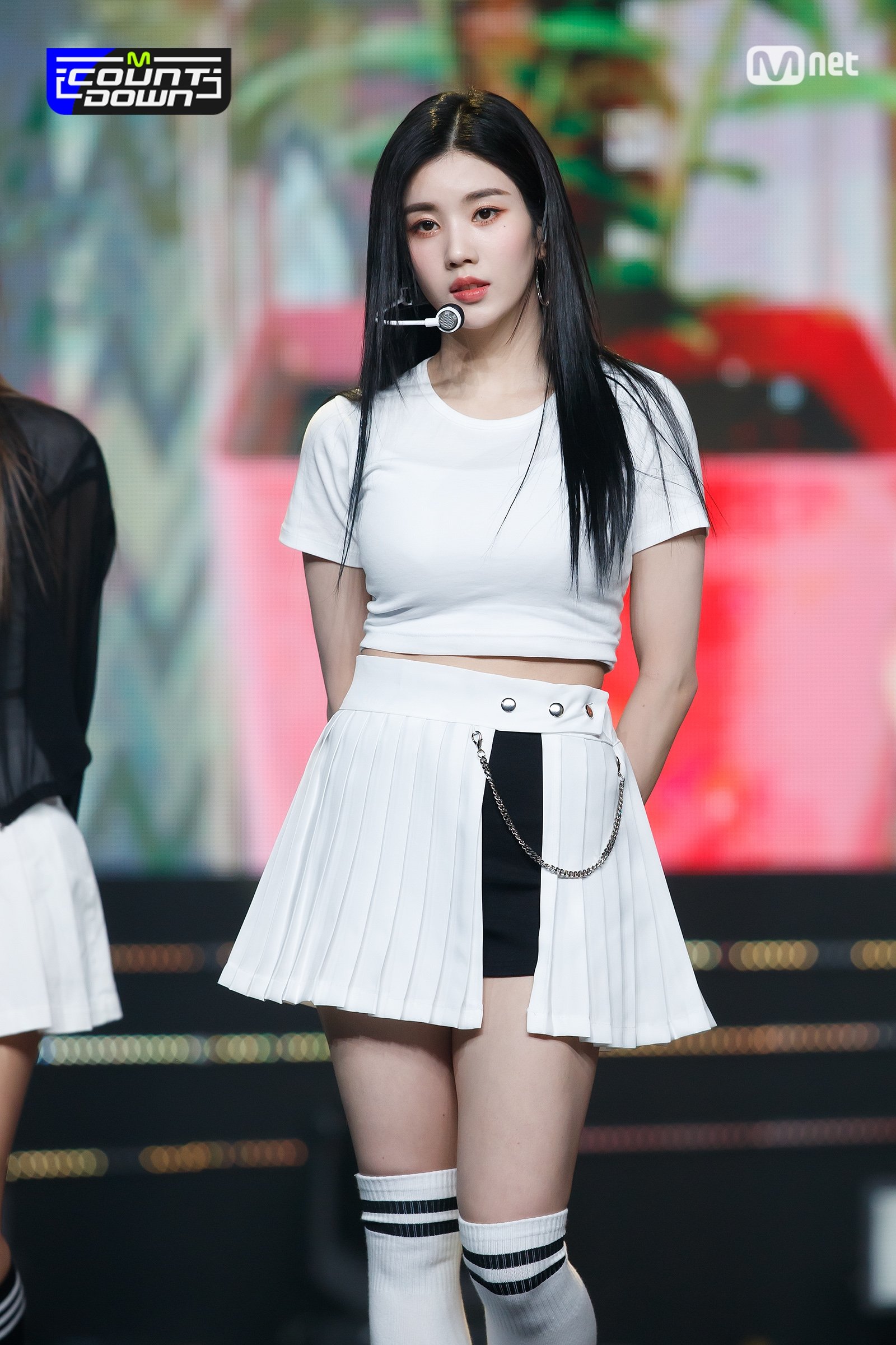 Eunbi | Scrolller