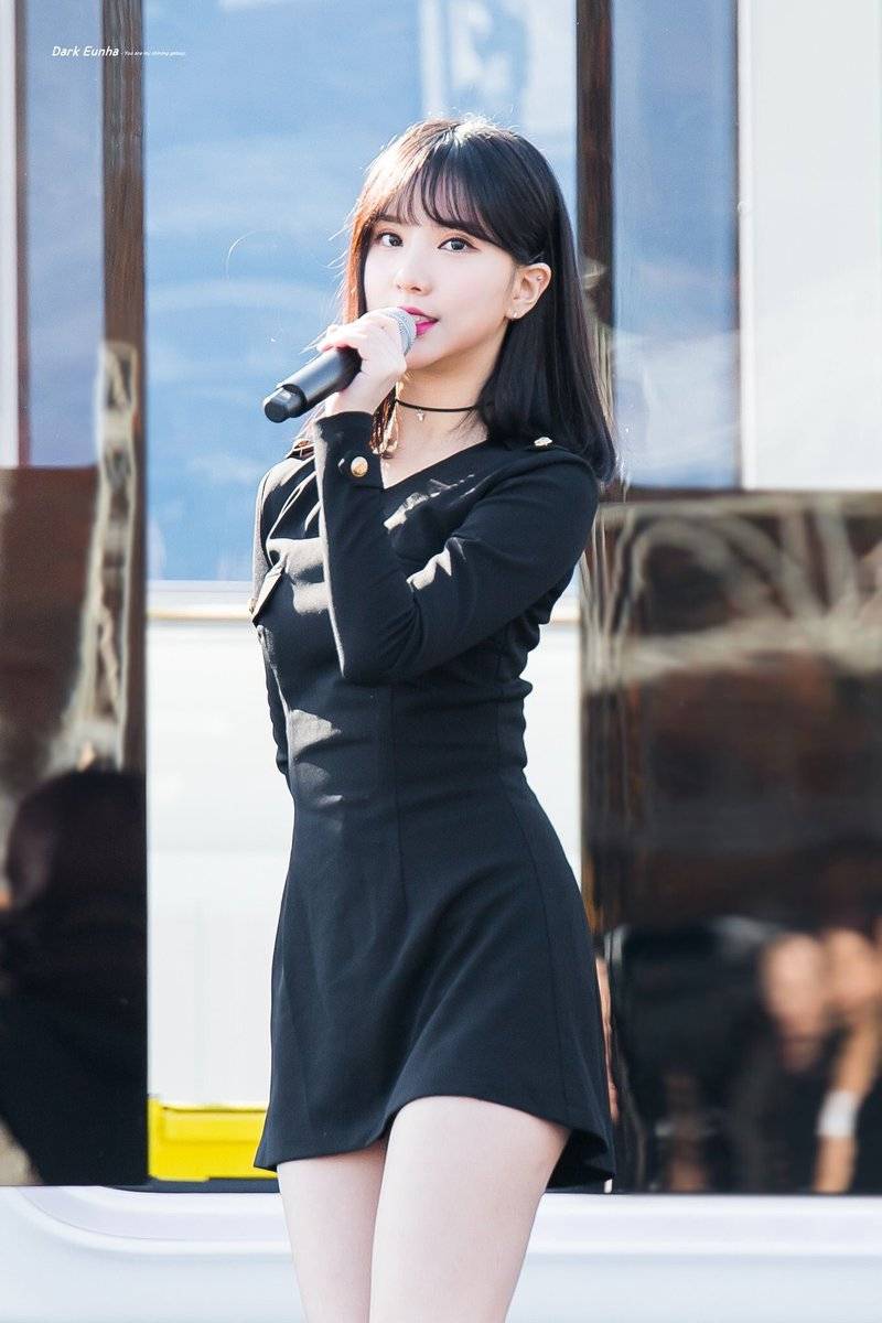 Eunha | Scrolller