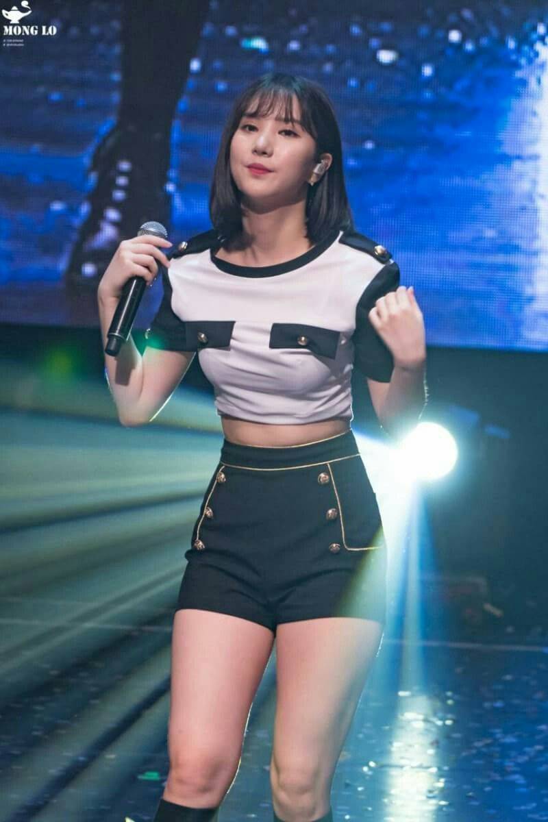 Eunha | Scrolller