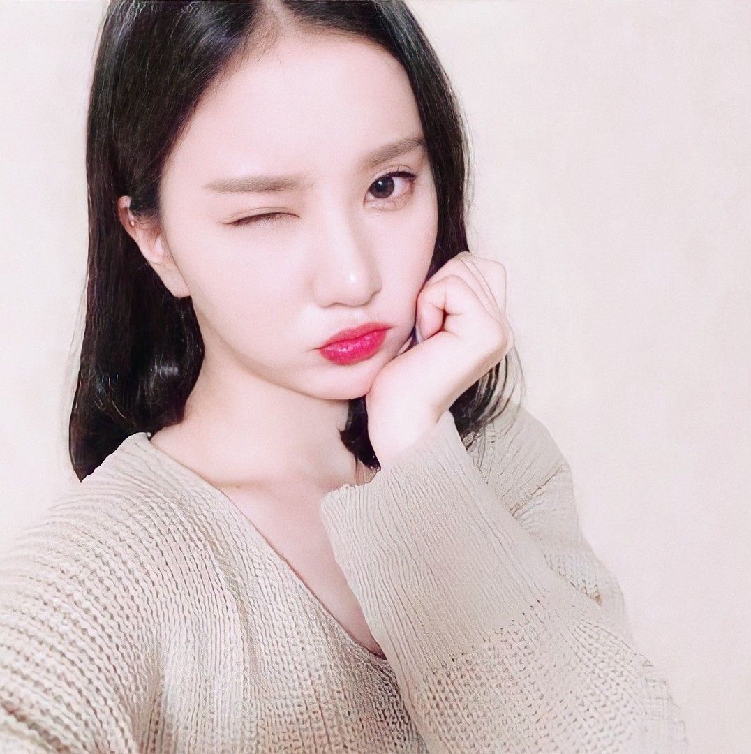 Eunha so pretty. | Scrolller