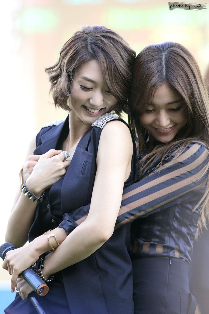 Eunji + Ryu Sera | Scrolller