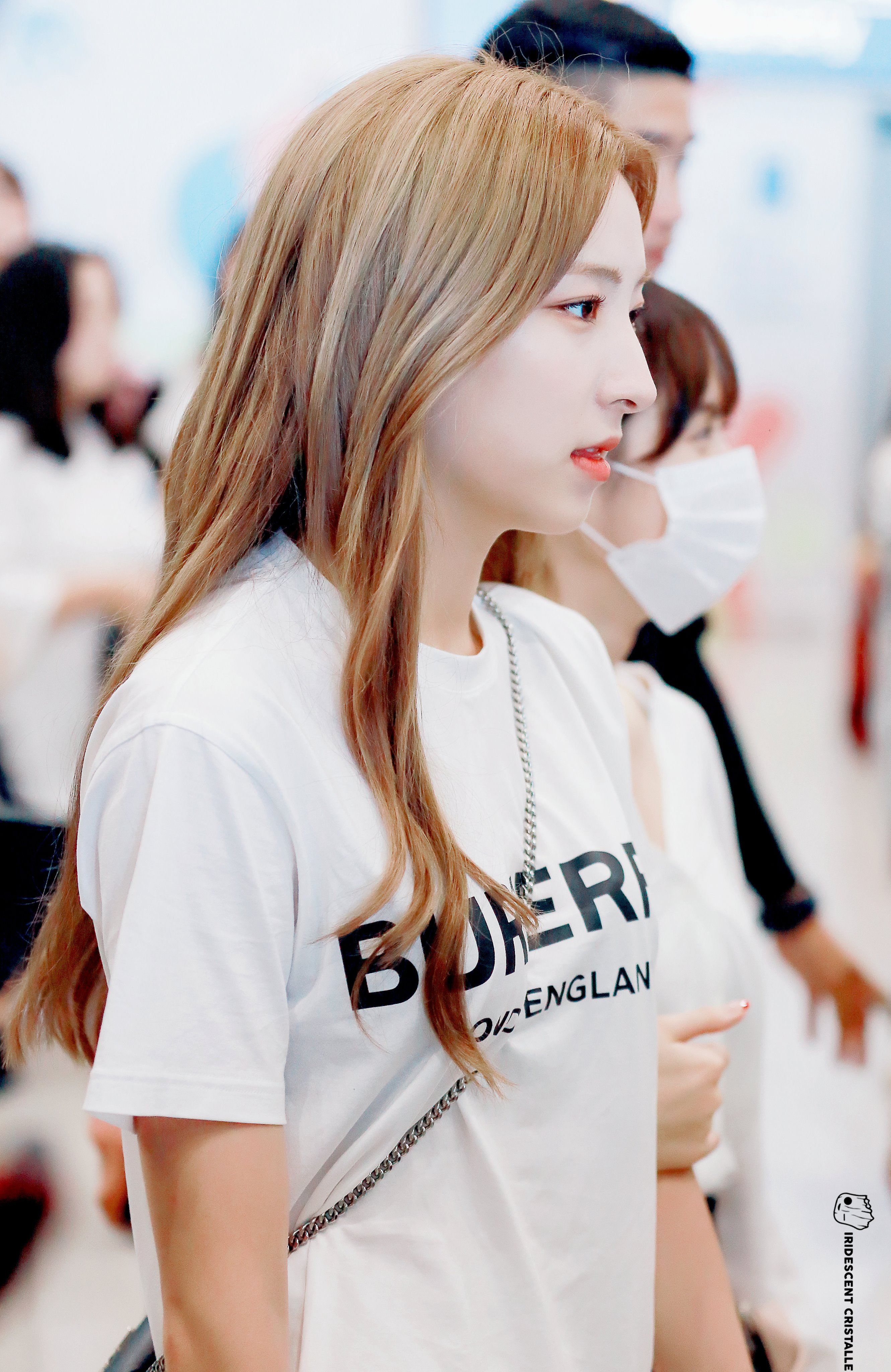 Eunseo profile | Scrolller