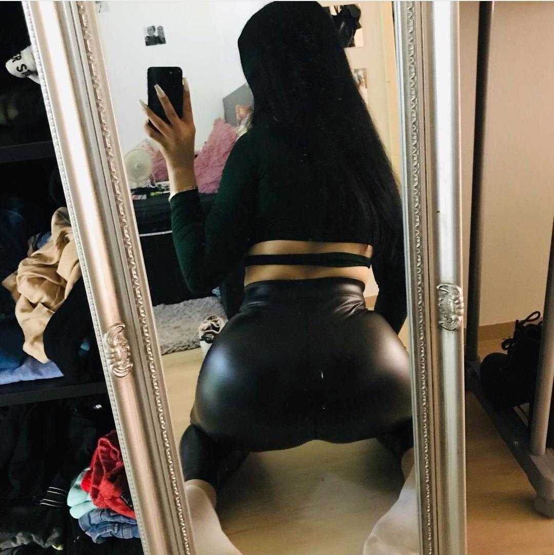 Eure freundin postet so ein bild was macht ihr🤫 | Scrolller