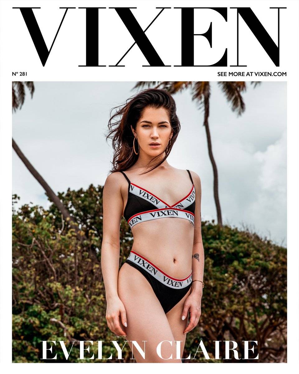 Evelyn Claire | Scrolller