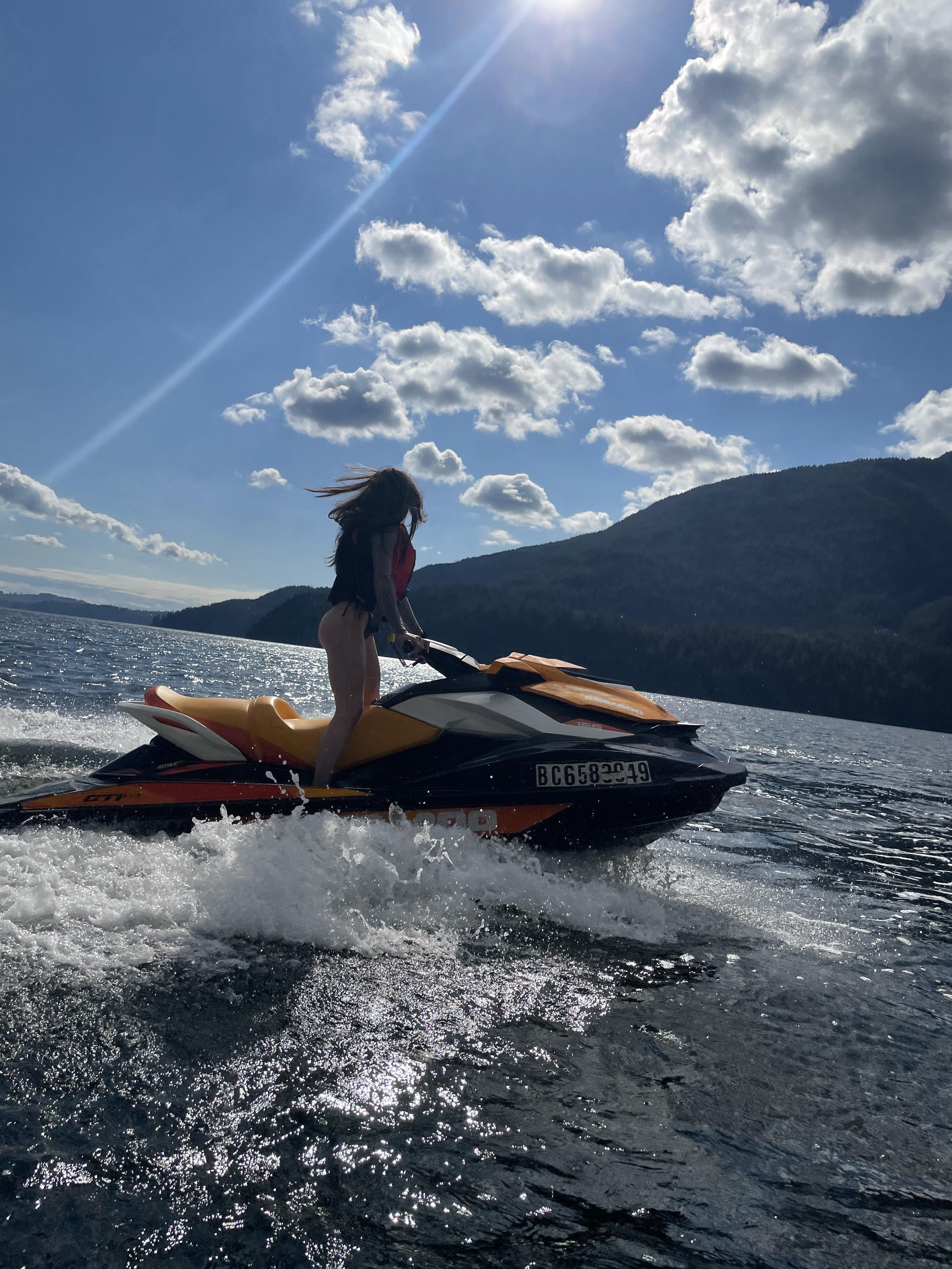 explorin everyday 🌊♥️ | Scrolller