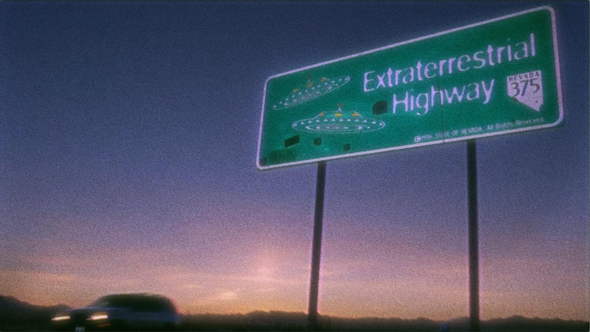 "Extraterrestrial Highway" (1920x1080) | Scrolller