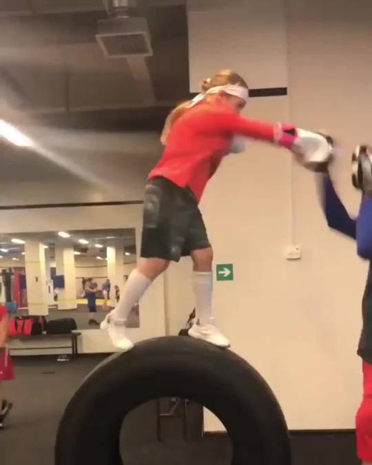 Extreme Coordination by Young Girl | Scrolller