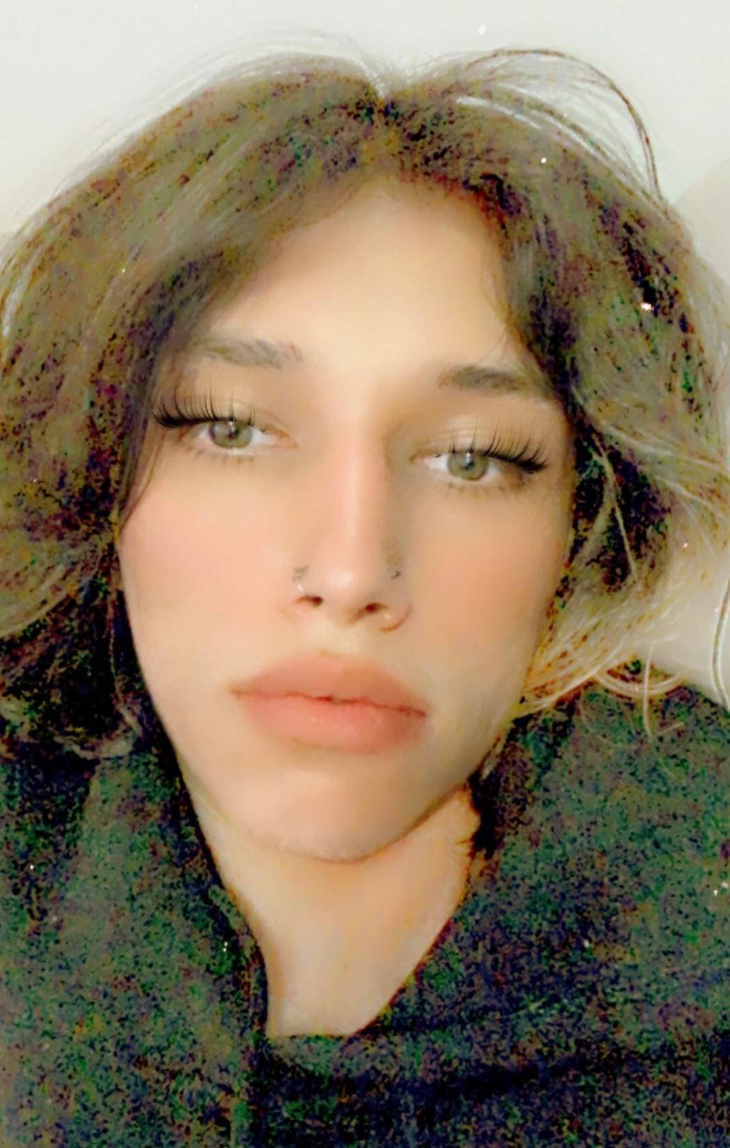 Eye Contact While My Lips Are Around Your Dick Scrolller