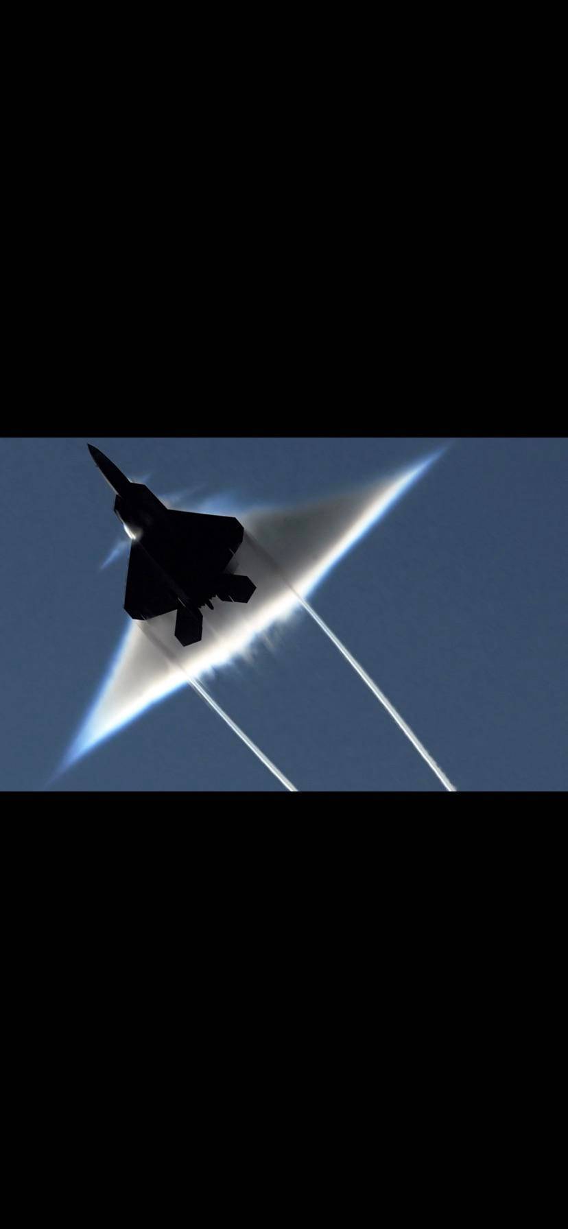 F-22 Raptor breaking the sound barrier | Scrolller