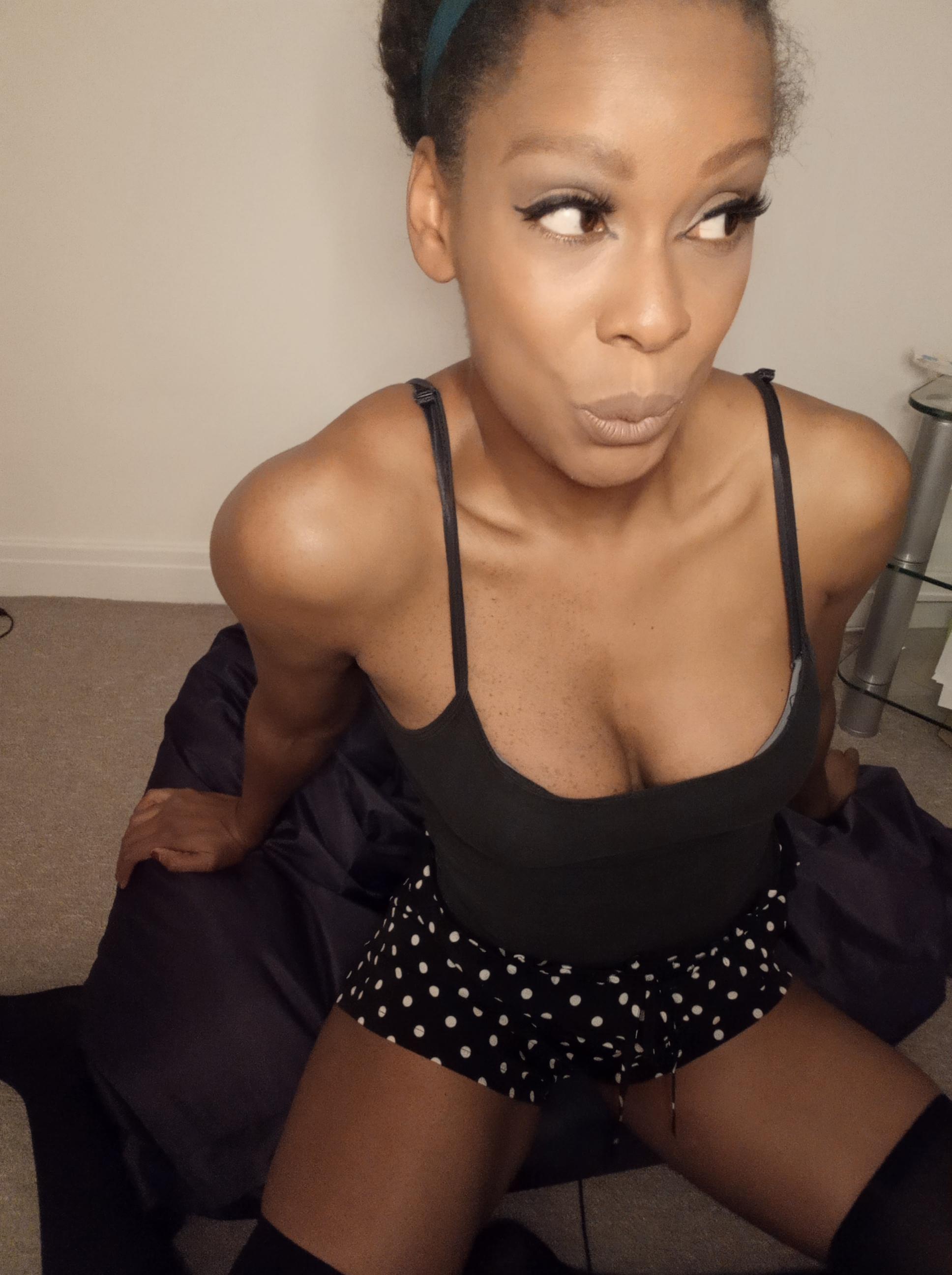 [f] Another Monday... Let's make it fun! | Scrolller