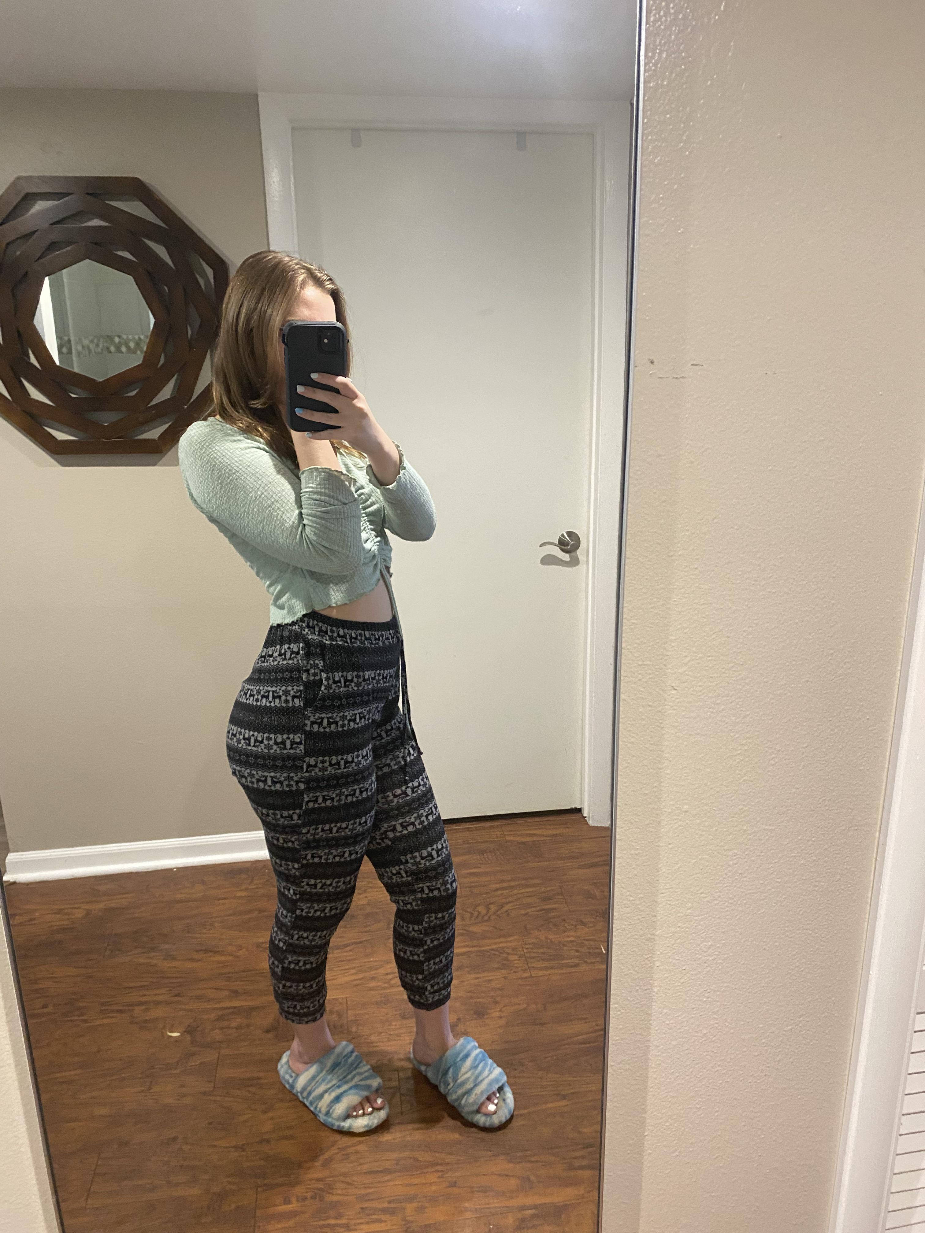 [f]elt cute in these pajamas 🥰 | Scrolller