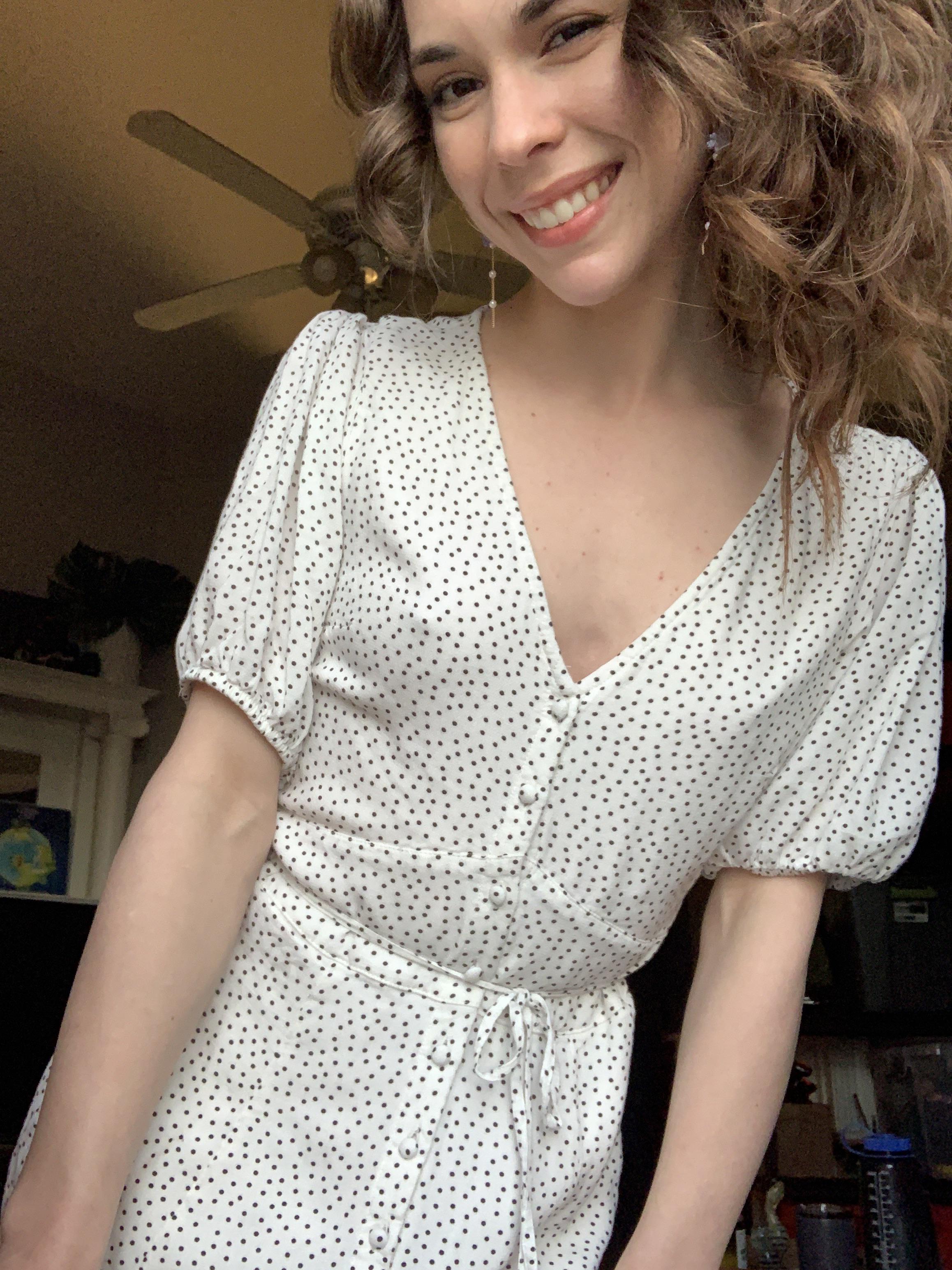 [f] just enough for a second glance | Scrolller