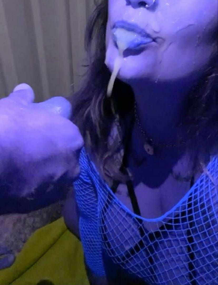 [F][M] Love when U/cumslut0309 gets messy | Scrolller