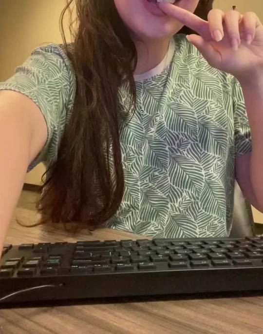 [F] Wasting the day away | Scrolller