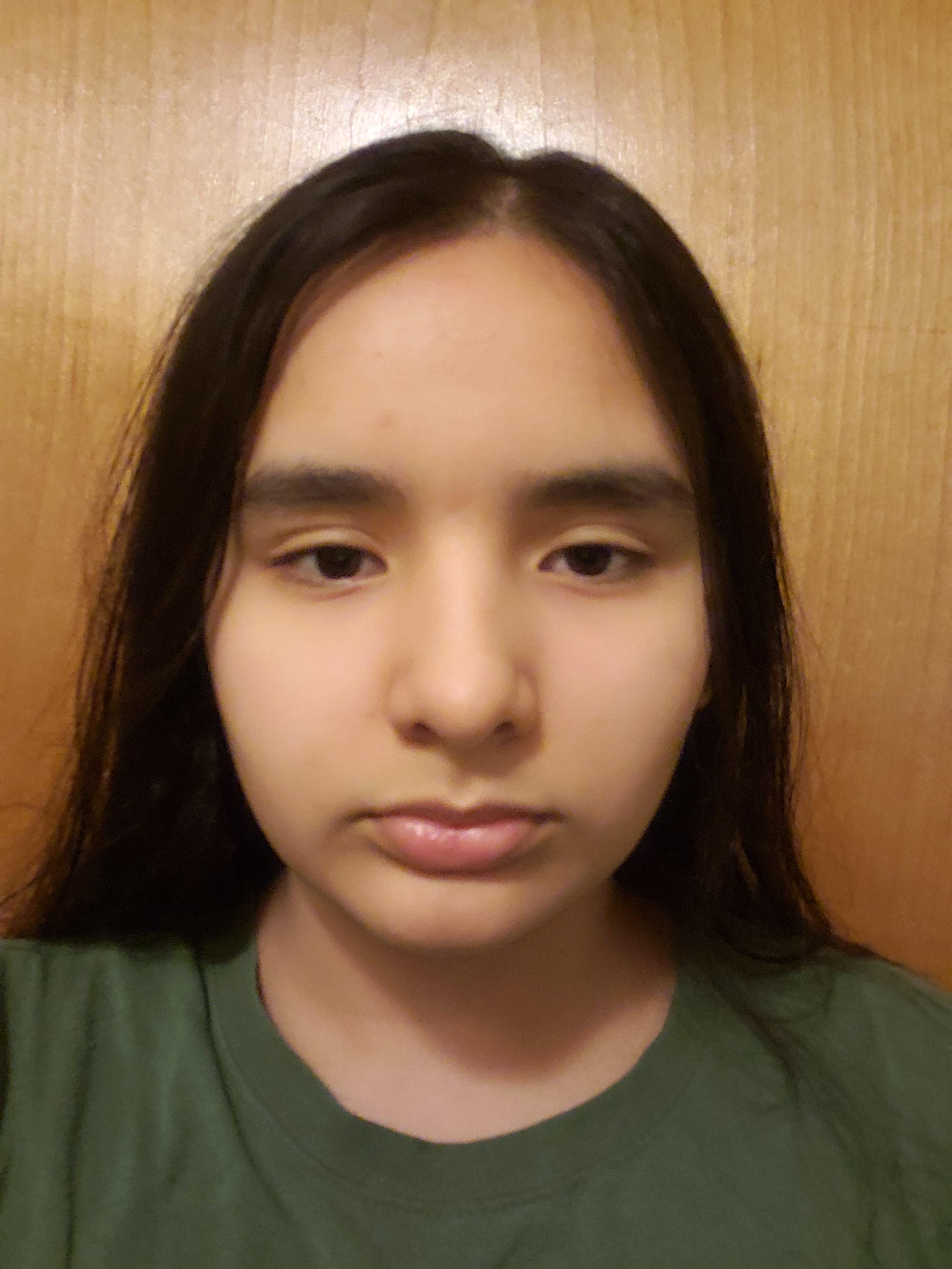 [F18] Does my face look noticeably crooked? | Scrolller