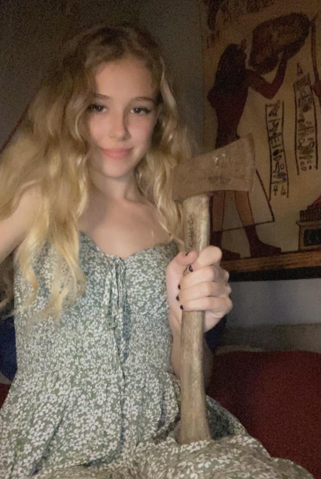 F18 need self defense when you are 5’1 | Scrolller