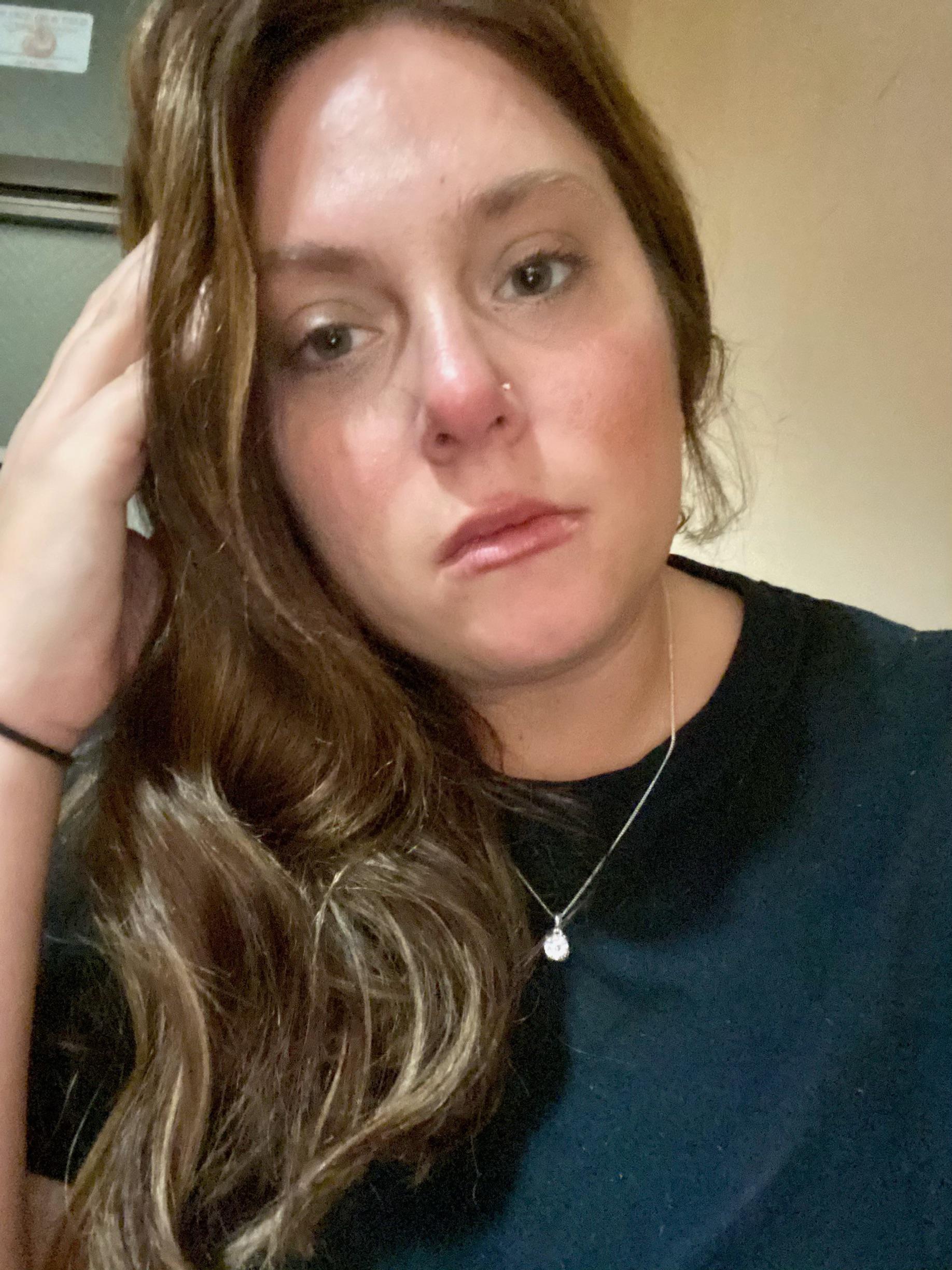 F30 am I hot even crying? | Scrolller