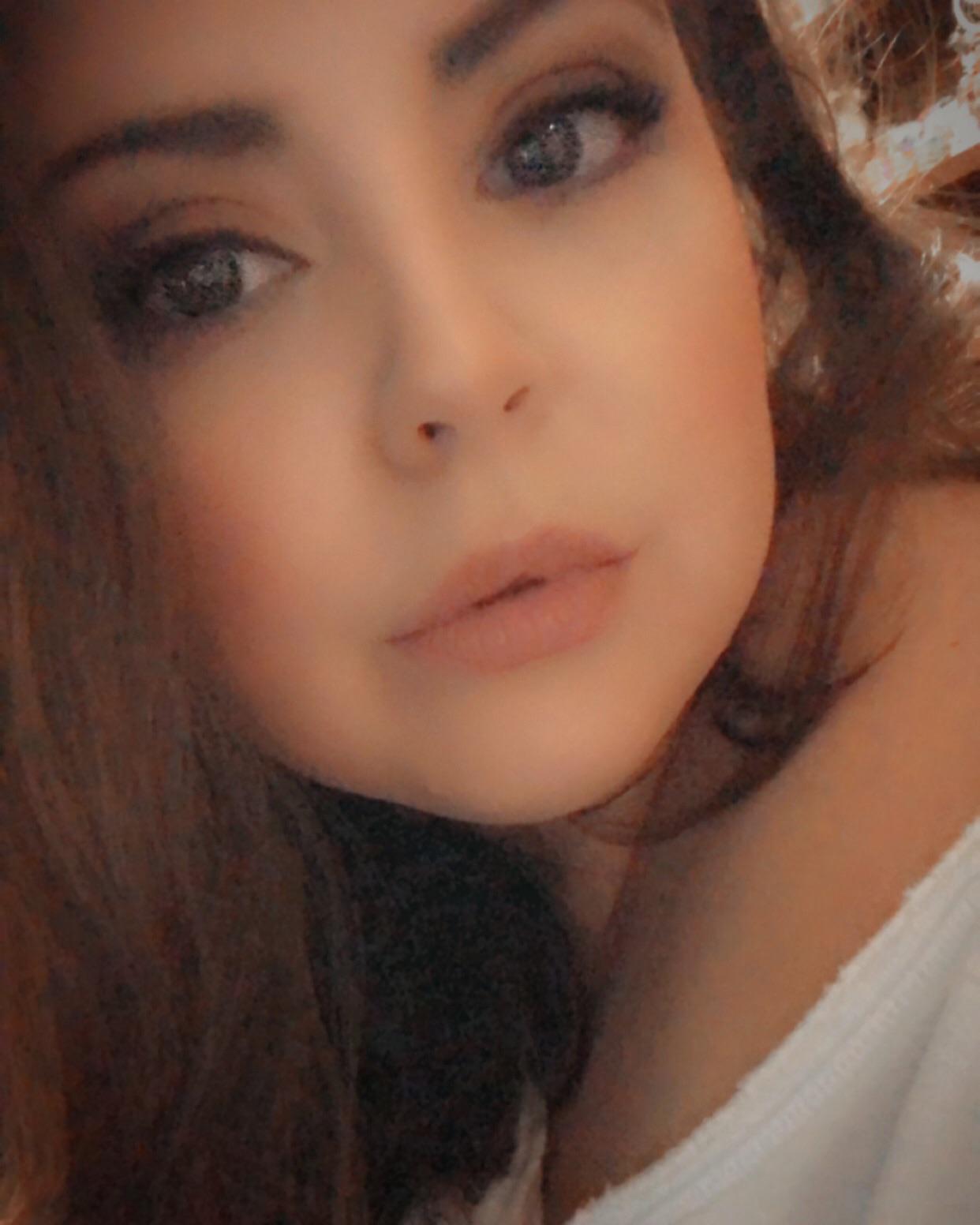 F32. Big brown eyes 🥰🥰🥰 | Scrolller