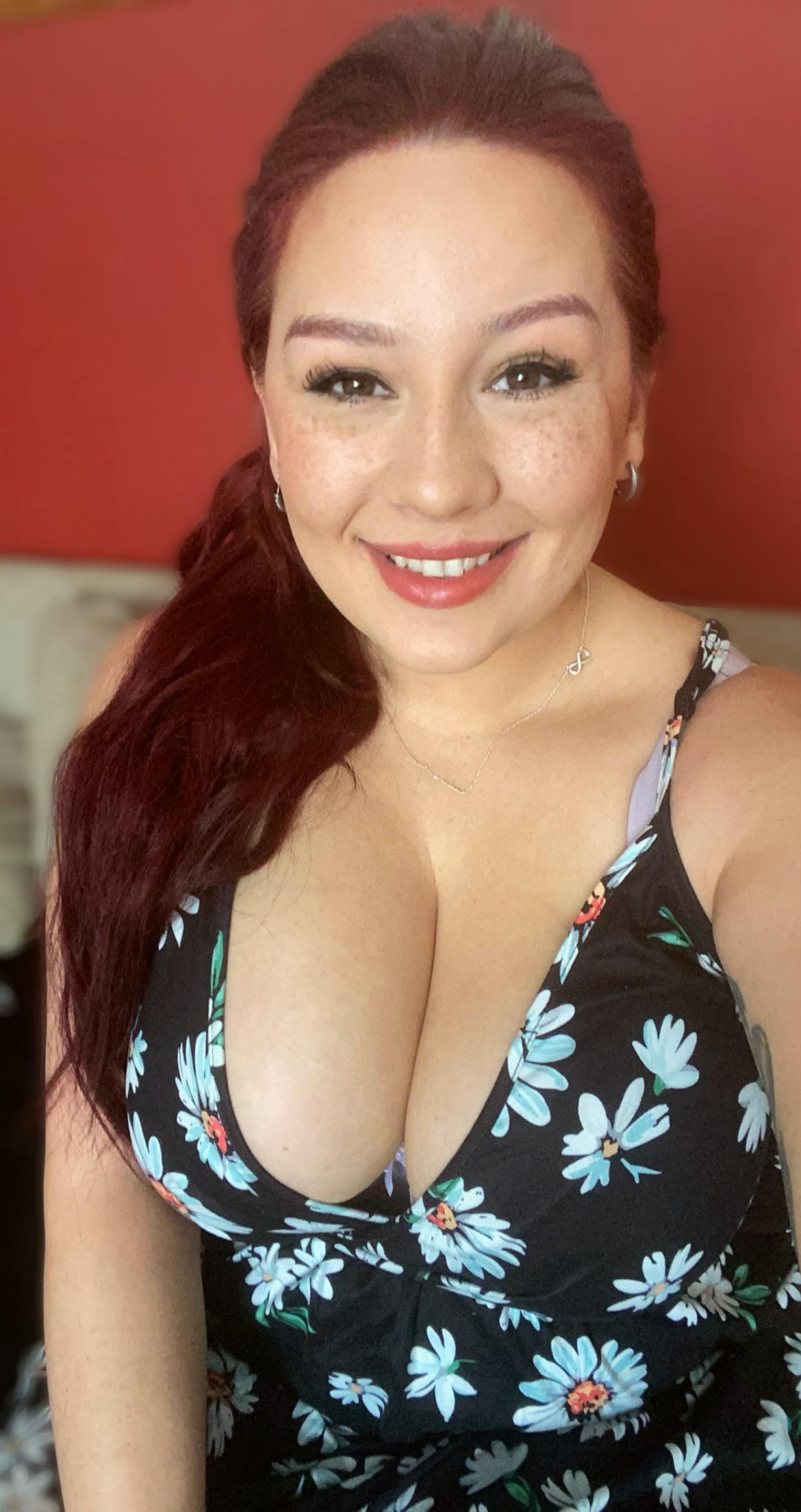 summer sun always brings them out more | Scrolller