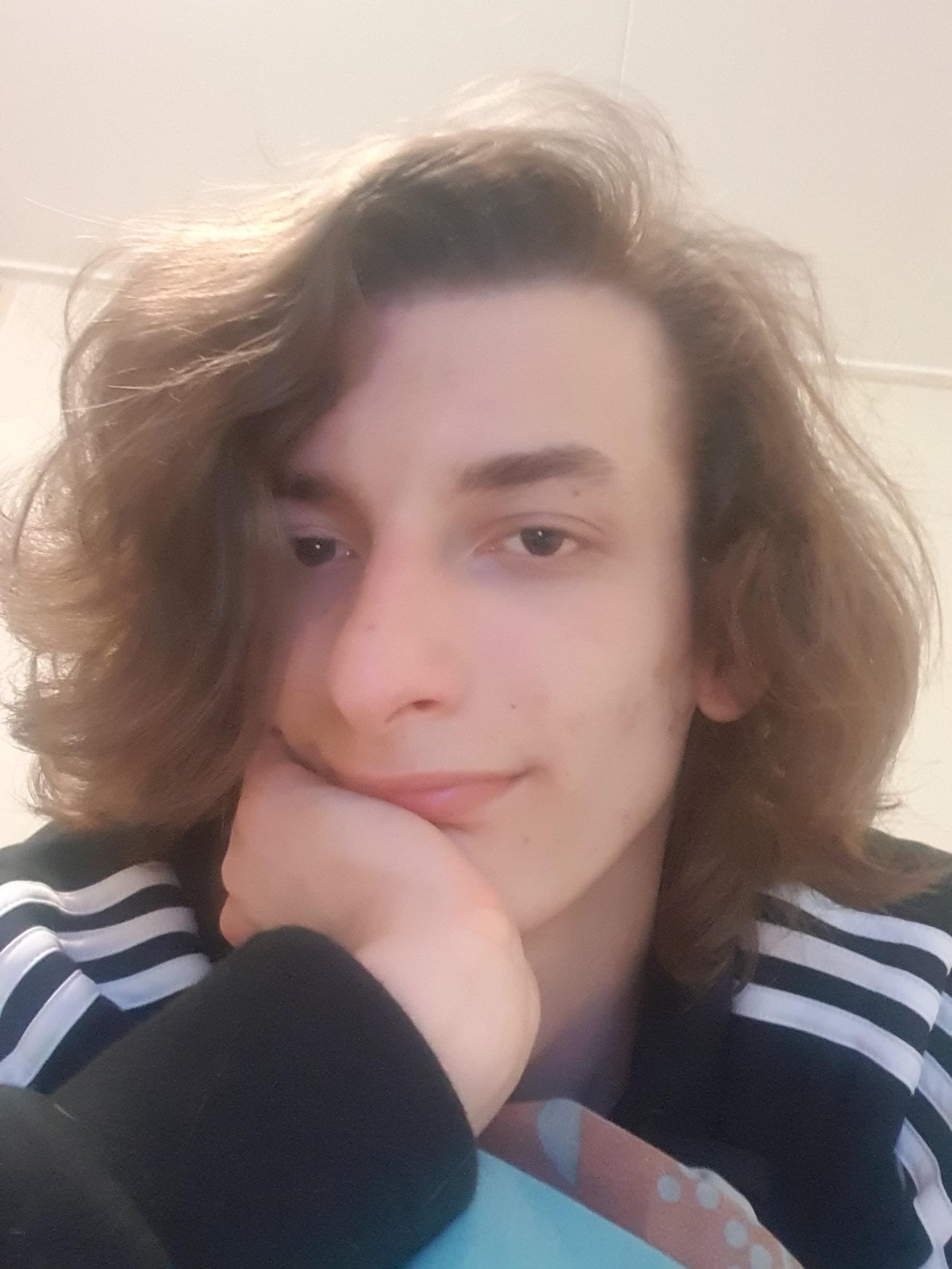 Face reveal time 😊 | Scrolller