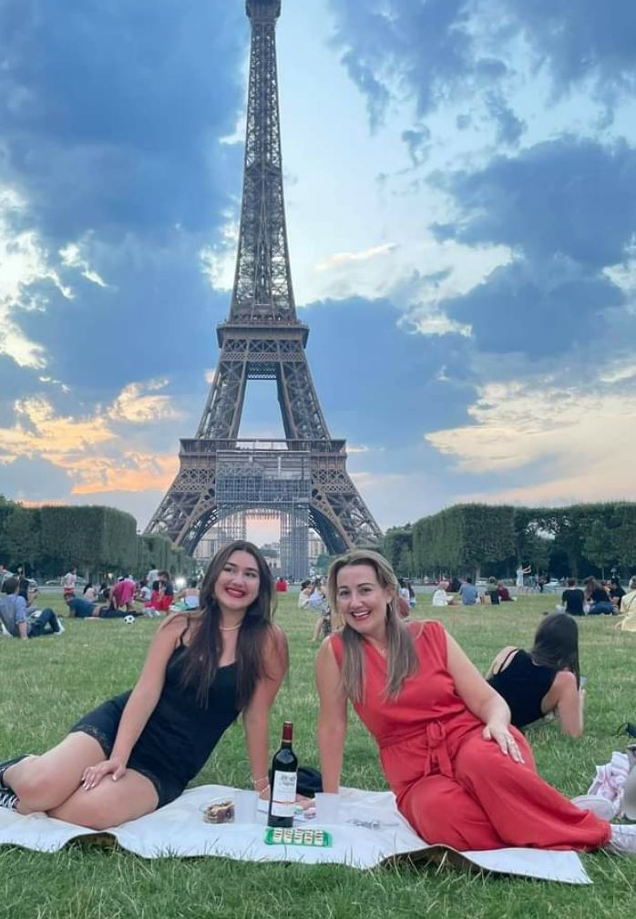 Famous landmark | Scrolller