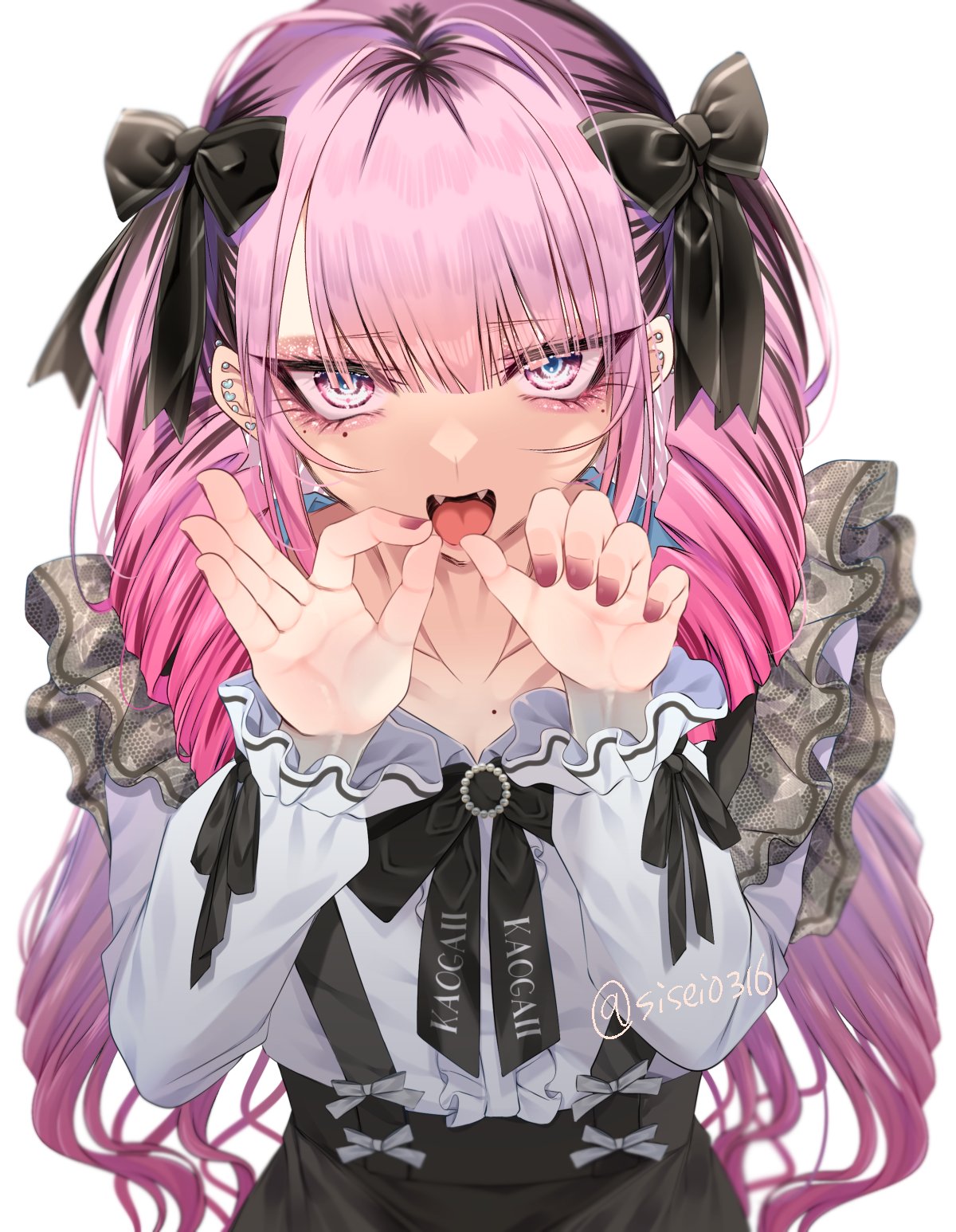 Fang demon boi | Scrolller