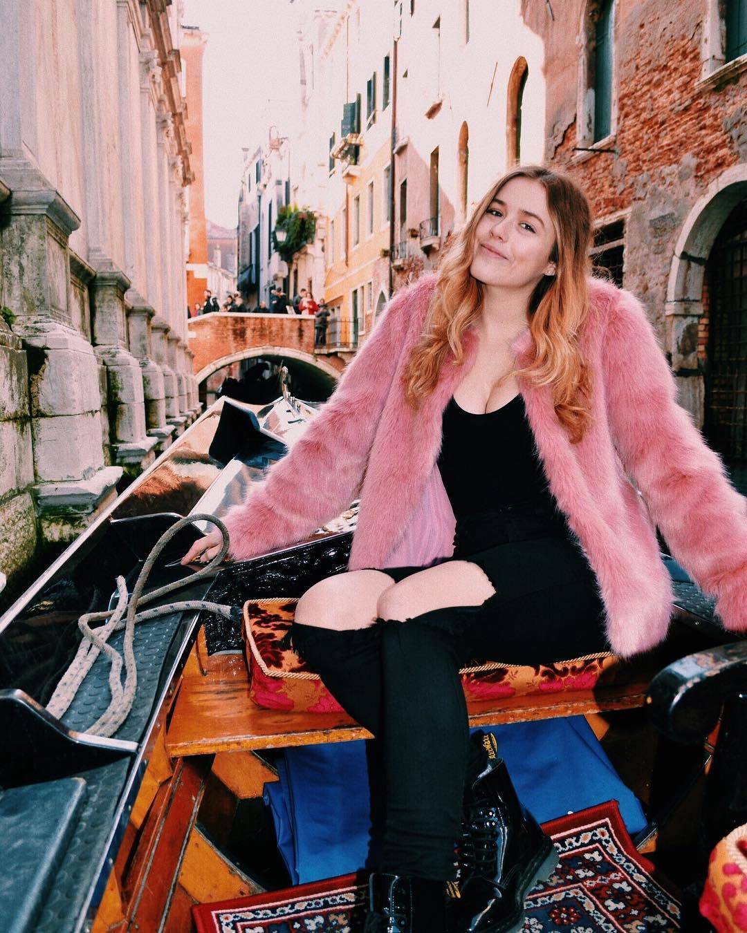 Fashionable In Venice | Scrolller