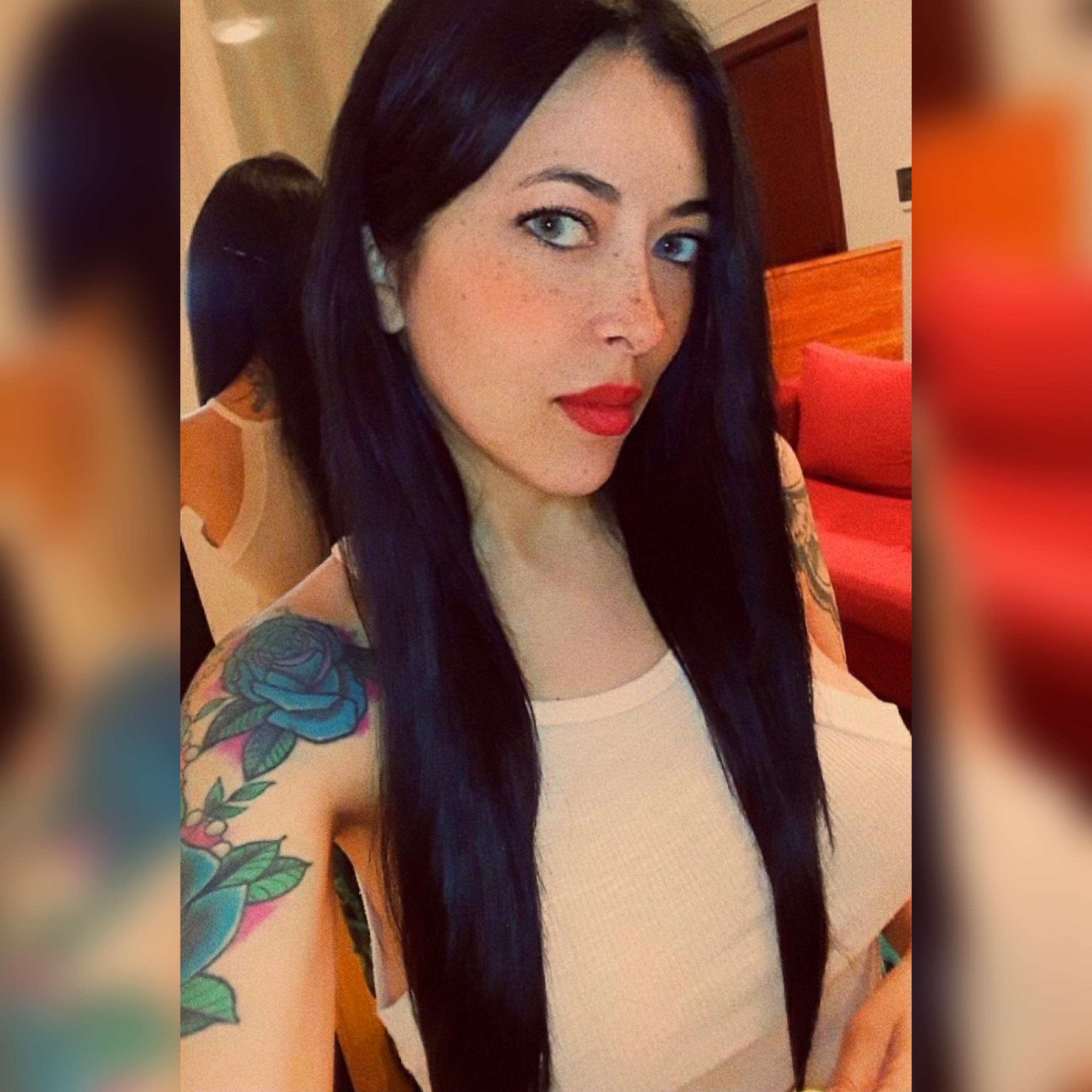 Feel like an alt Pocahontas | Scrolller