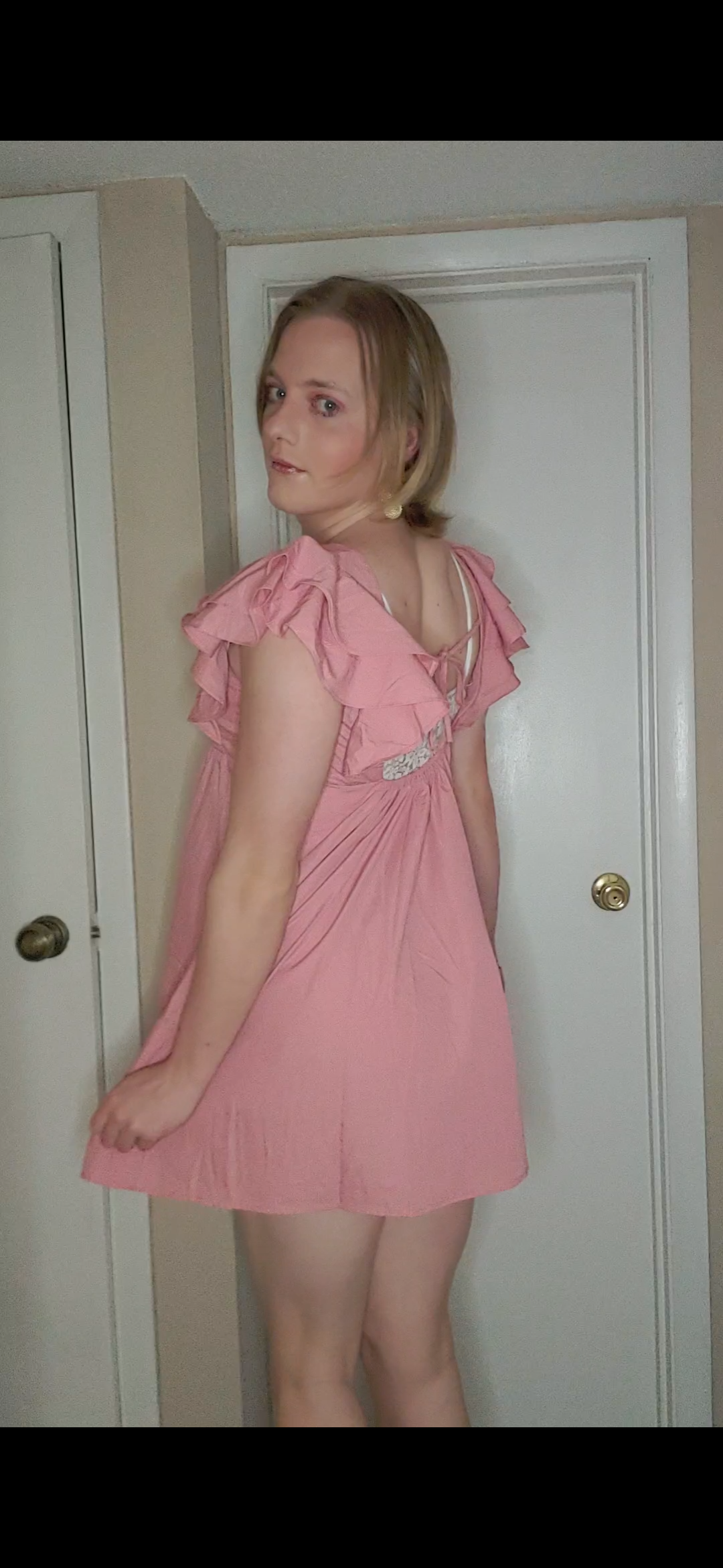 Feel so pretty in this dress 💖 | Scrolller