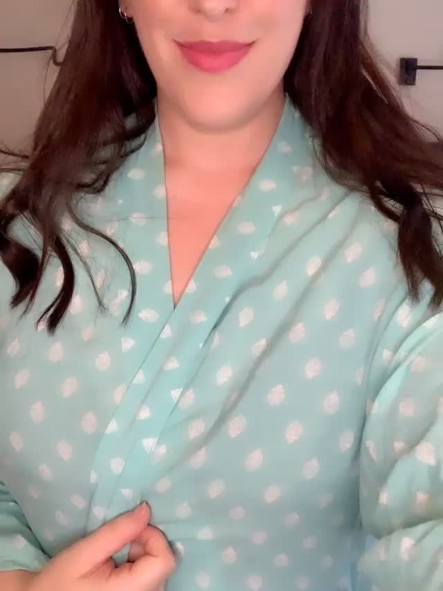 Feeling a bit naughty today 🤪...... (sound on imgur) | Scrolller