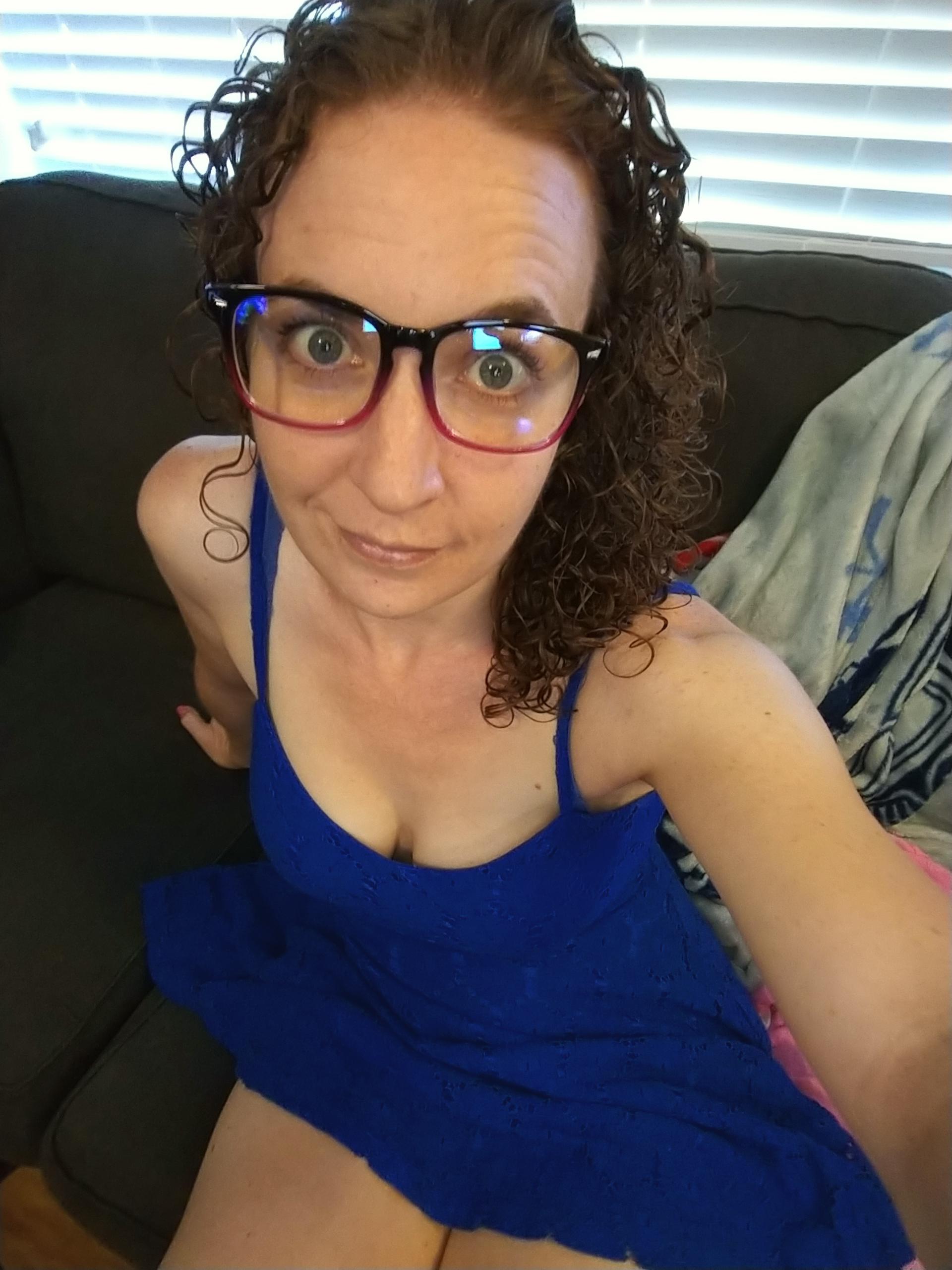 Feeling a little nerdy ;) onlyfans.com/audreytyler | Scrolller