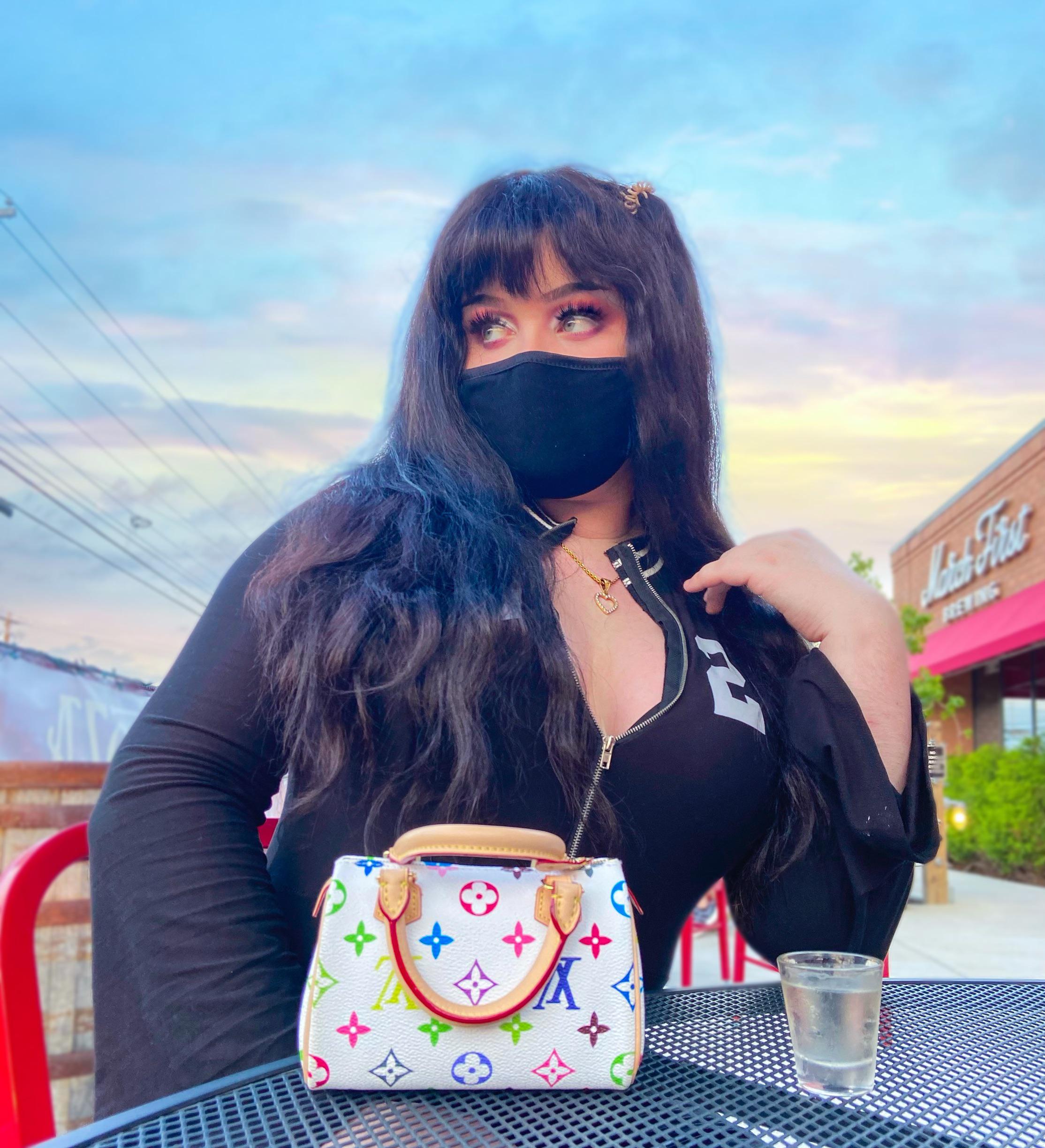 Feeling colorful [over 18] | Scrolller