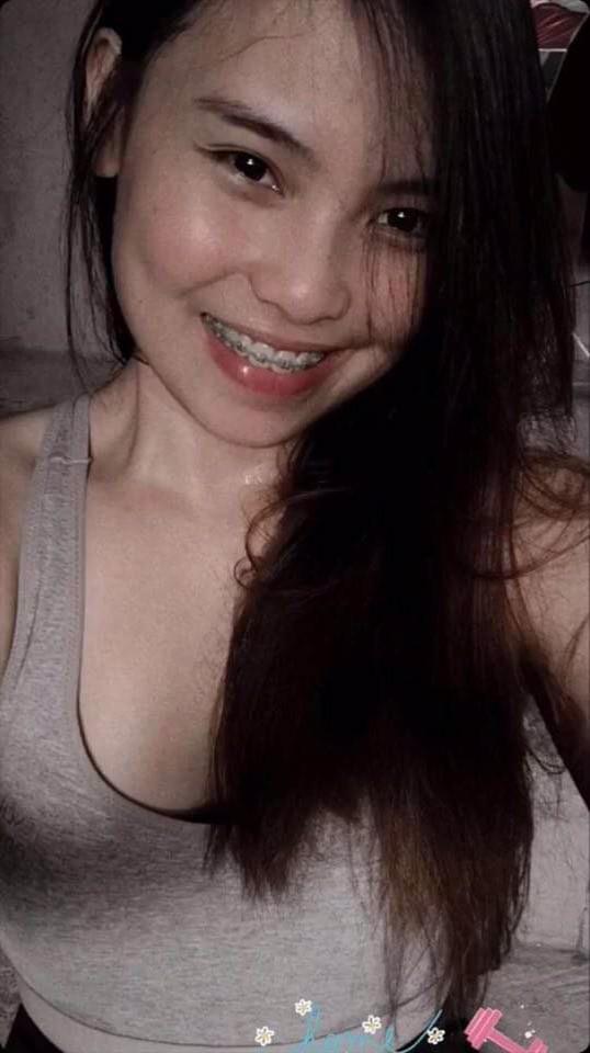 Feeling cute 🤪 | Scrolller