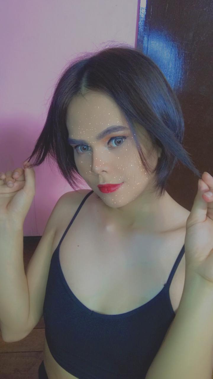 Feeling cute | Scrolller