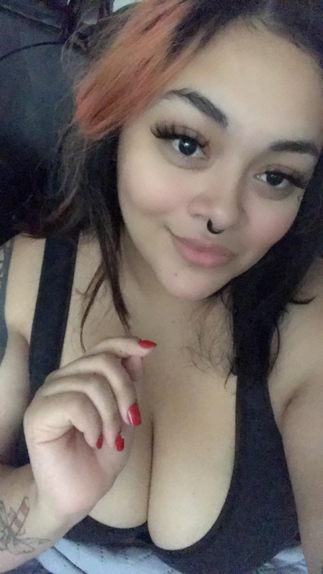 Feeling flirty 🥰 | Scrolller