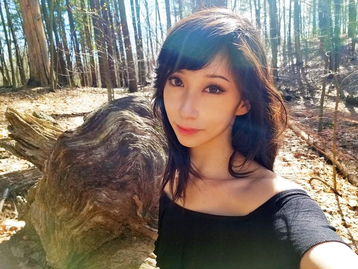 Feeling generous! DM me for a new body from my list of hosts! | Scrolller