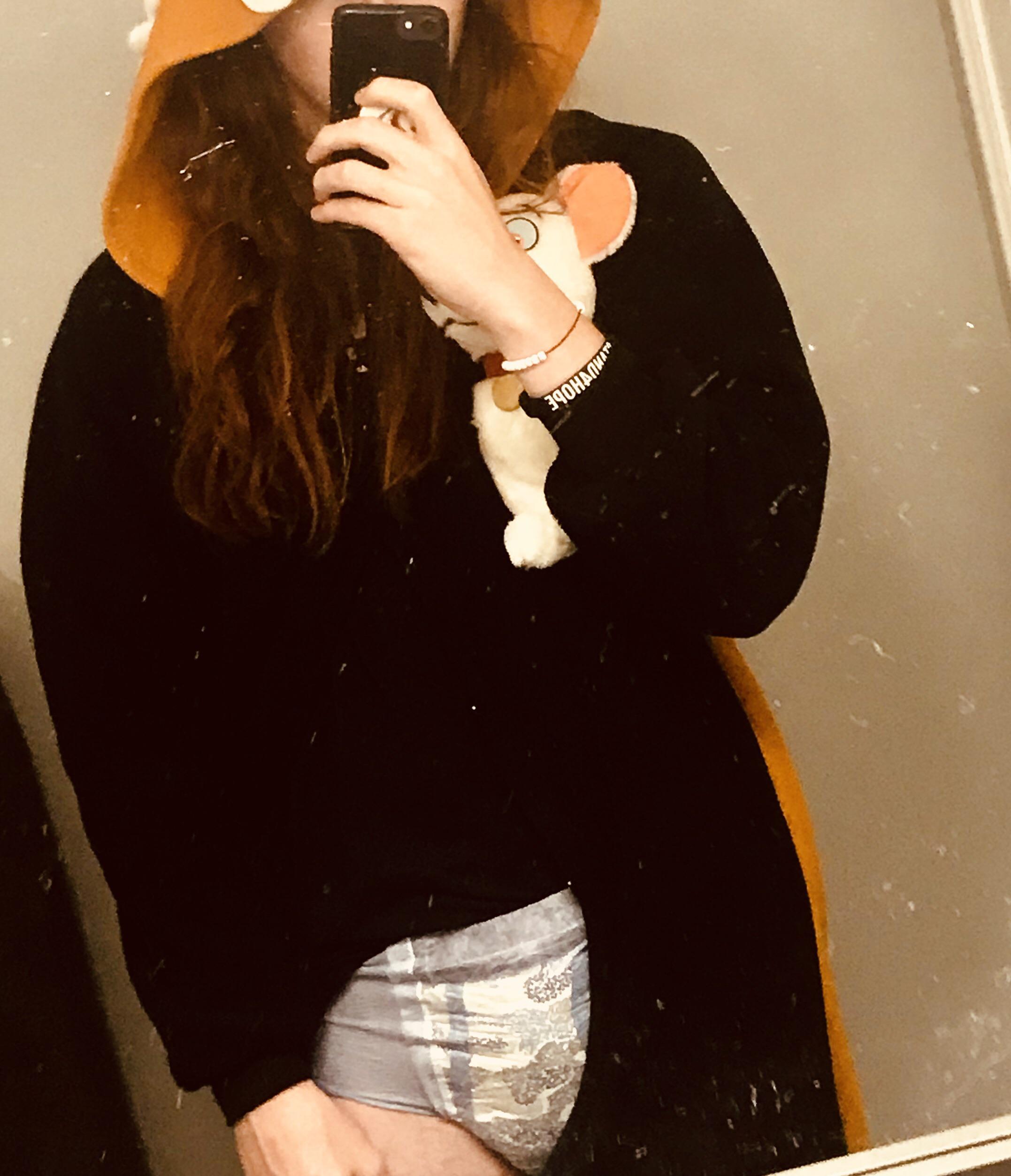 Feeling kinda cute and smol | Scrolller