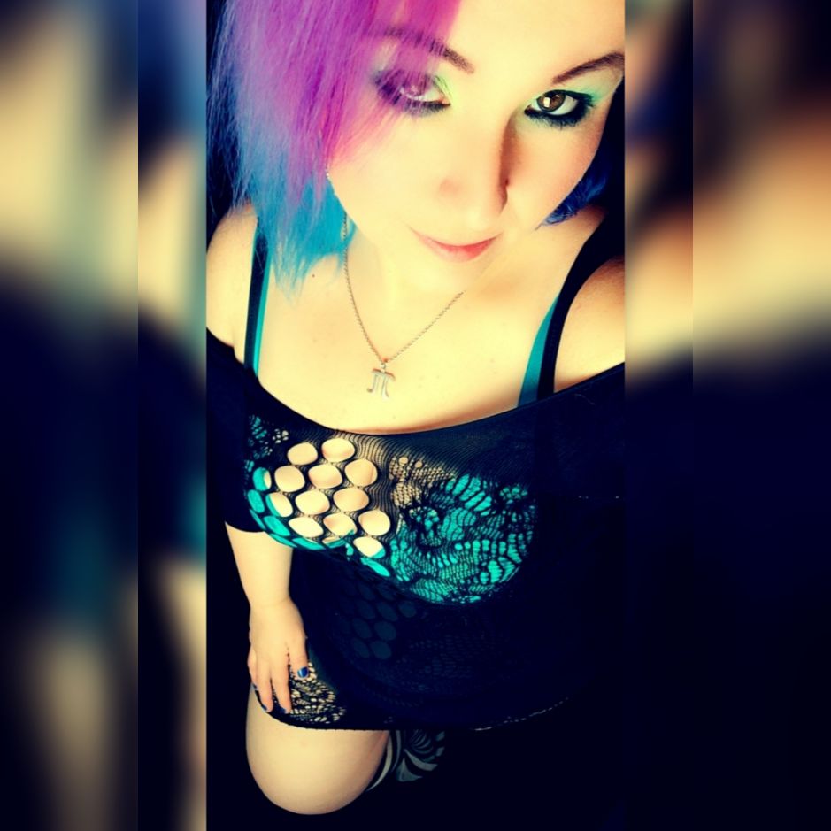 Feeling kinda cute today 😝 | Scrolller