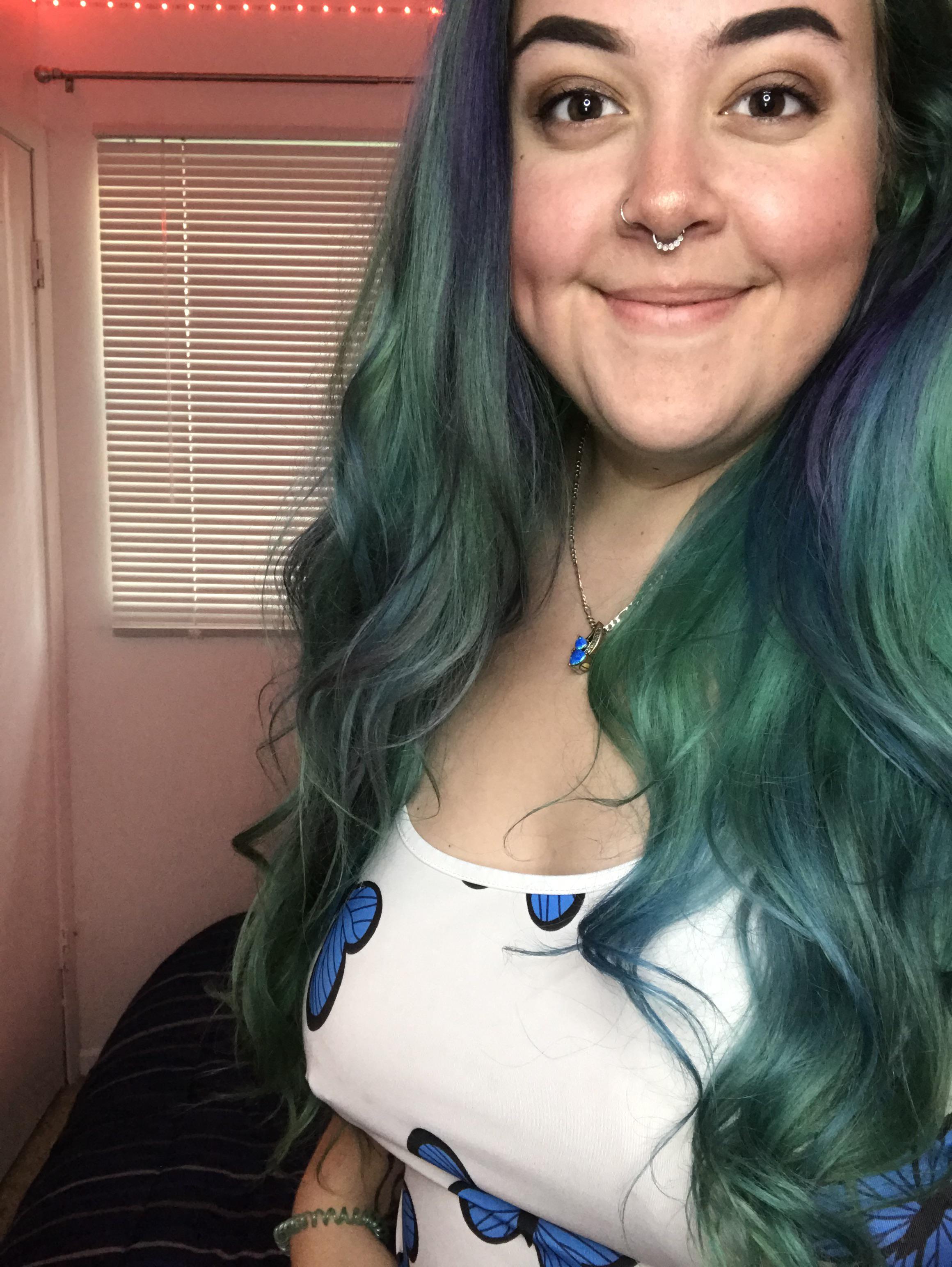 Feeling pretty alt 😉[25f] | Scrolller