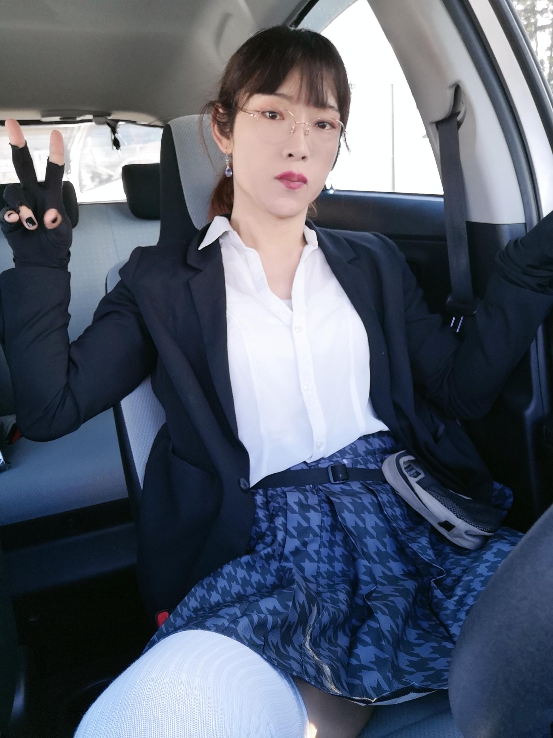 Feels Nice Wearing Girly Uniform While Working 🚙 Scrolller