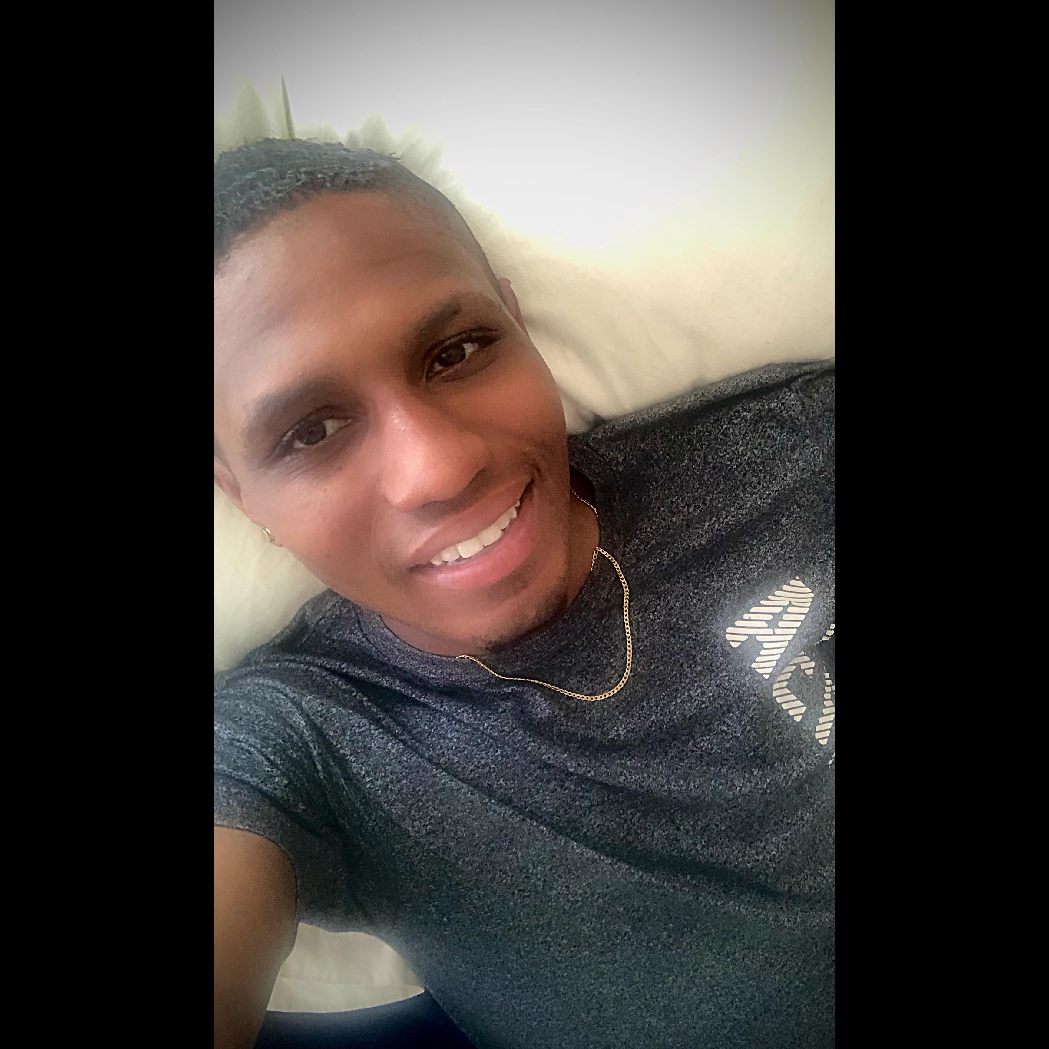 Felt cute, figured I’d take a selfie. ☺️ | Scrolller