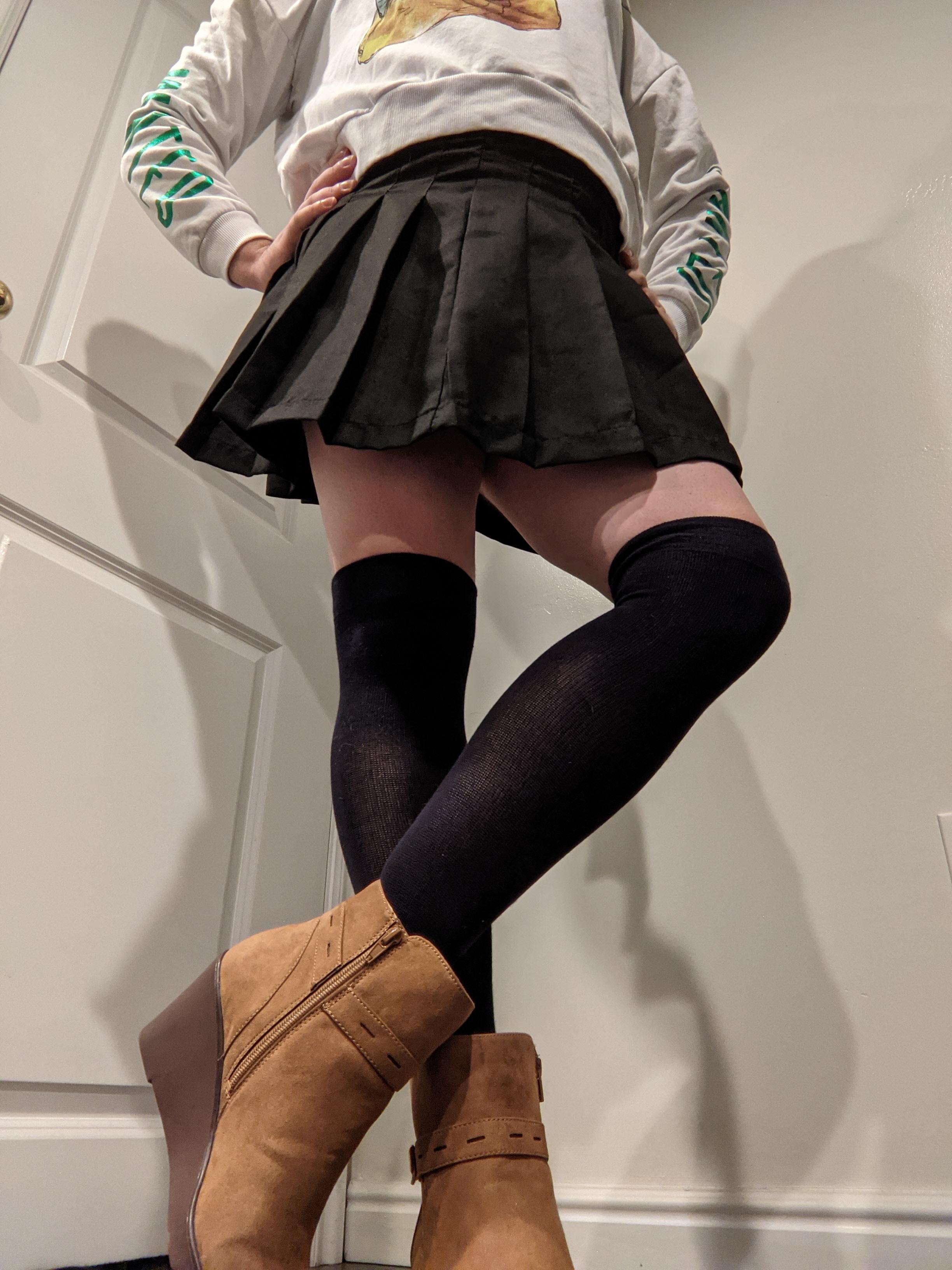 Felt cute. Might delete later. First post by the way. Hope you guys like it. | Scrolller