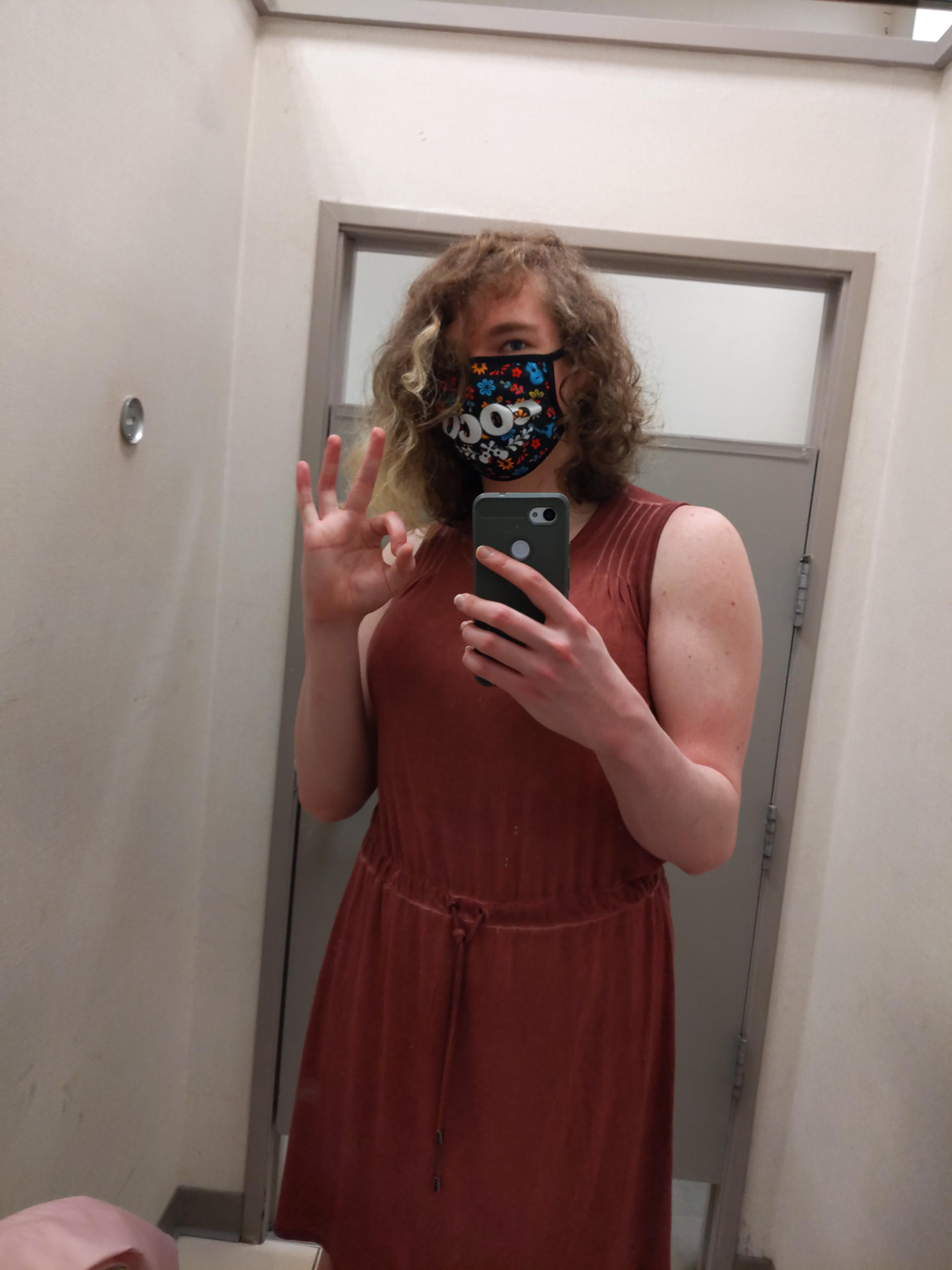 Felt cute, might go to the mall with my lesbian girlfriend with my big ol honkers | Scrolller